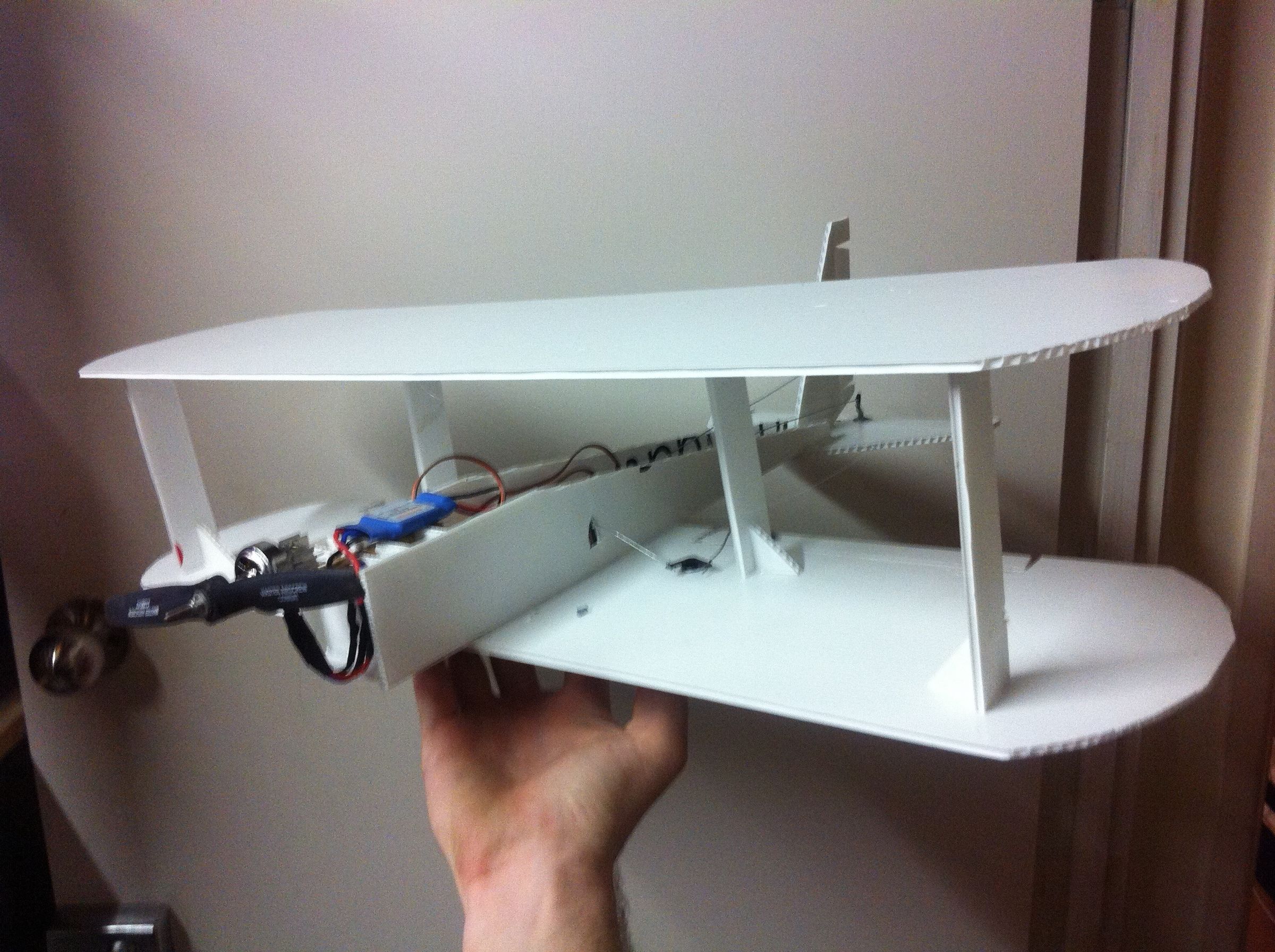 Coreflute R/C Biplane : 11 Steps (with Pictures) - Instructables