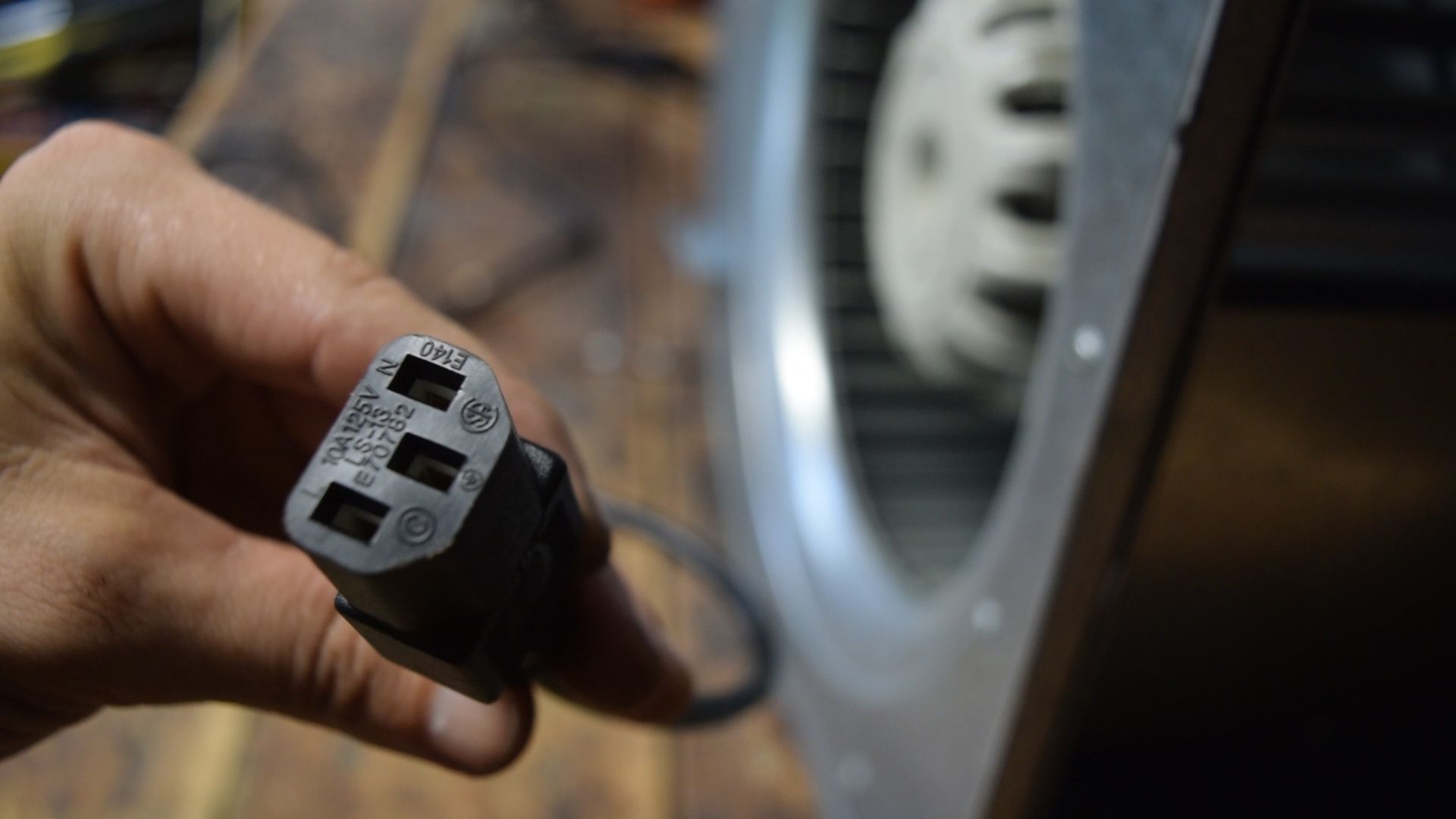 Ultimate Shop Fan : 4 Steps (with Pictures) - Instructables