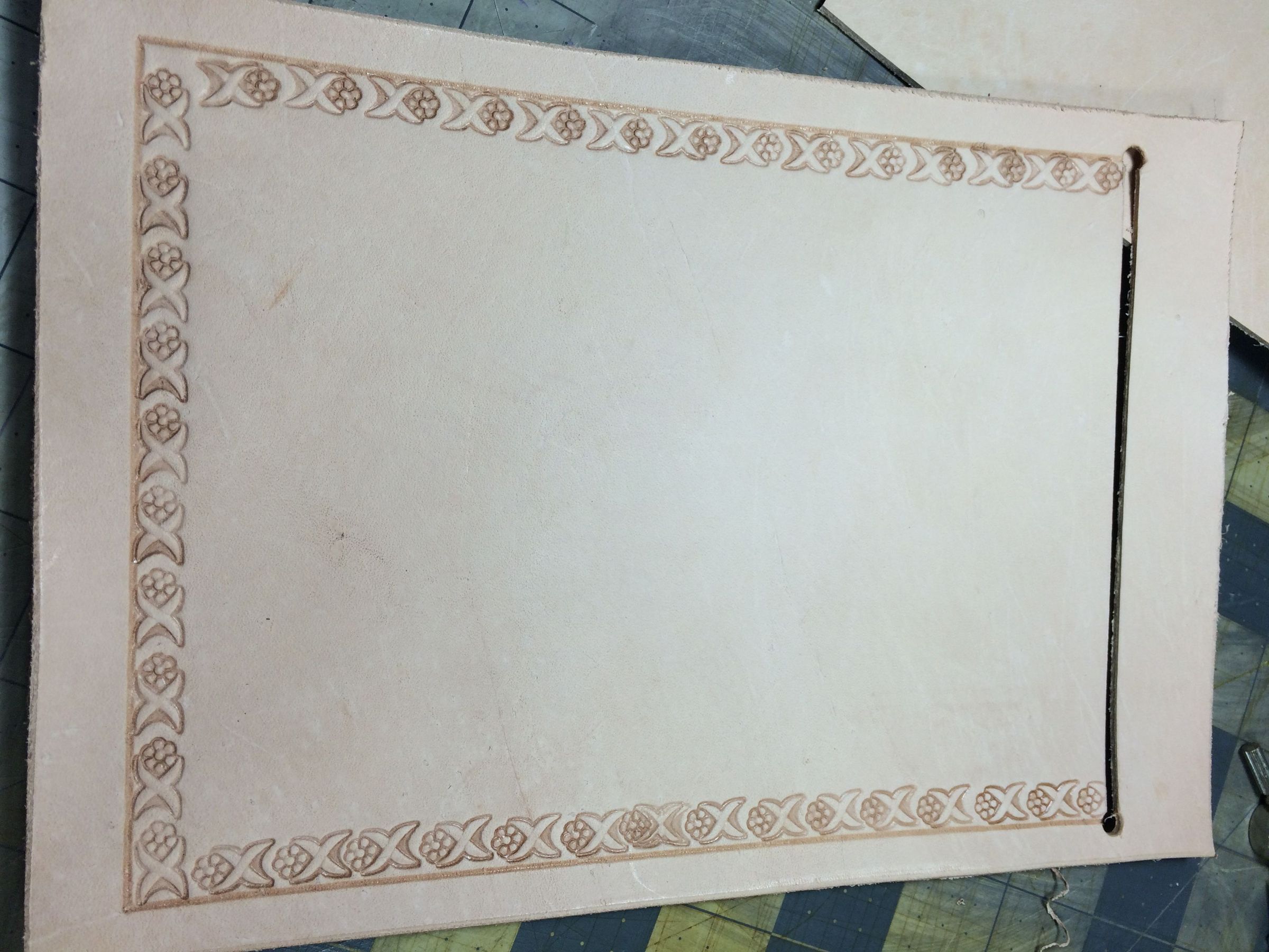 Leather Legal Pad Folder : 18 Steps (with Pictures) - Instructables