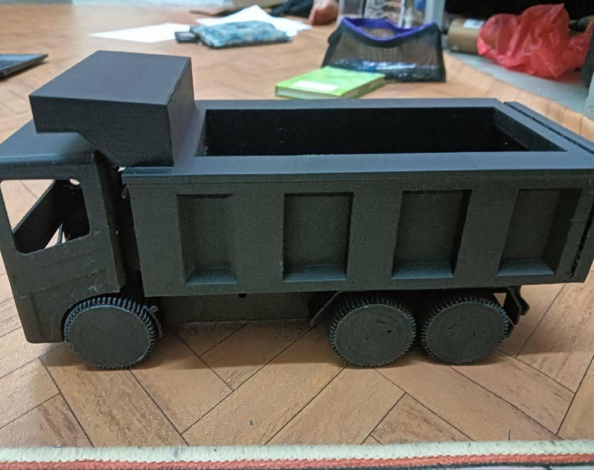 LOGISTIC TRUCK MODEL : 6 Steps - Instructables