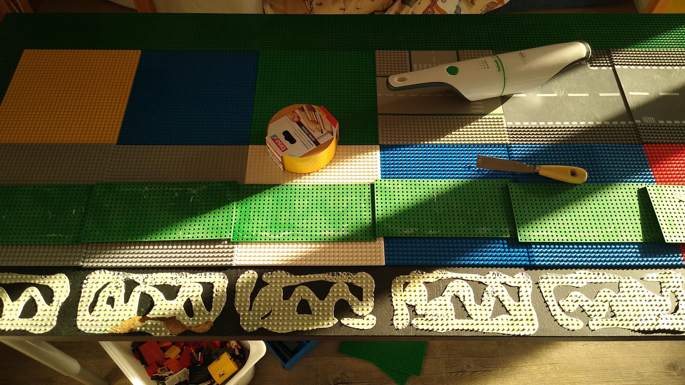 Lego Play Table (with Interchangeable Baseplates) - Updated : 7 Steps ...