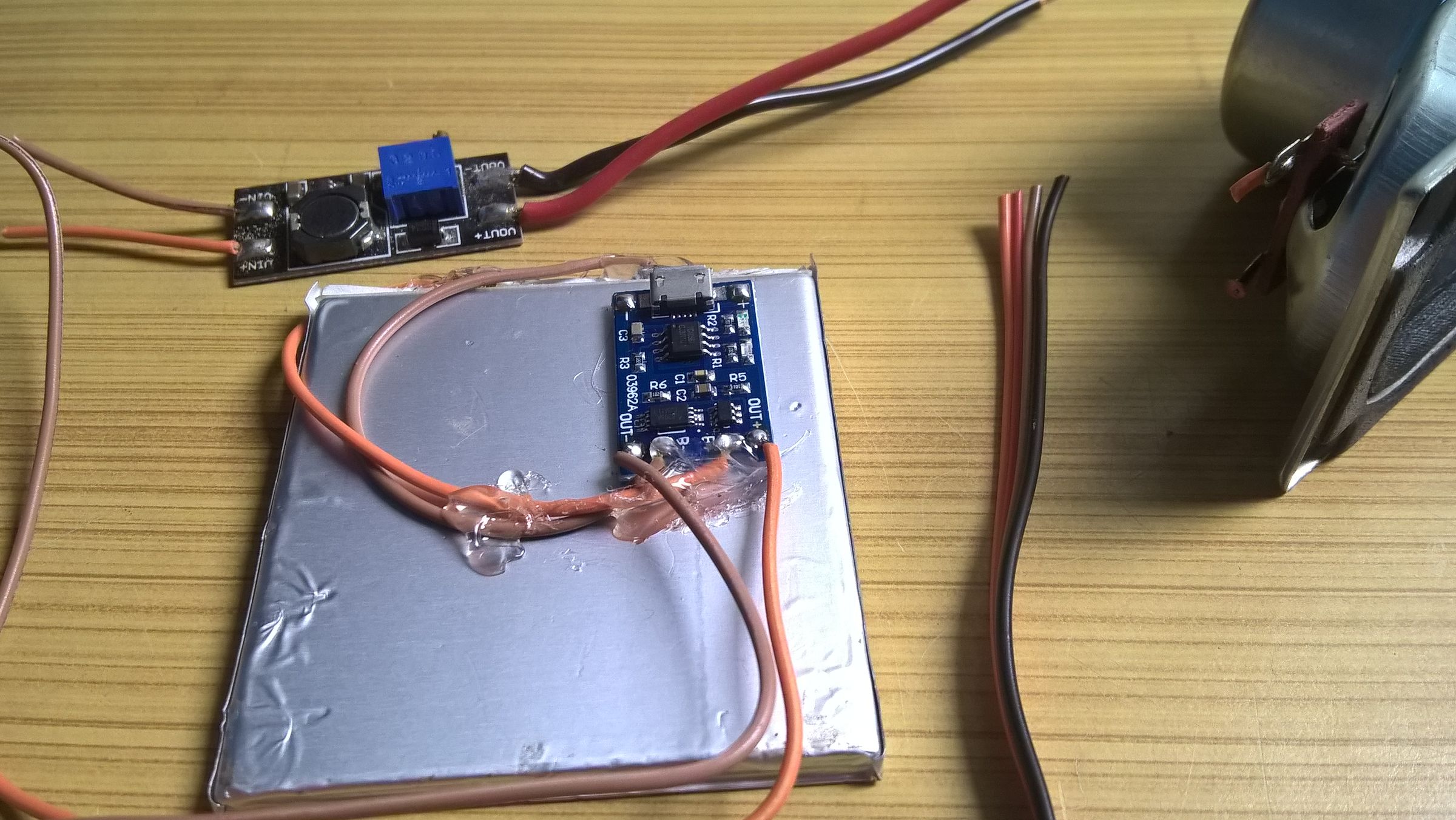 Bluetooth Speaker With Music Visualizer : 10 Steps (with Pictures ...