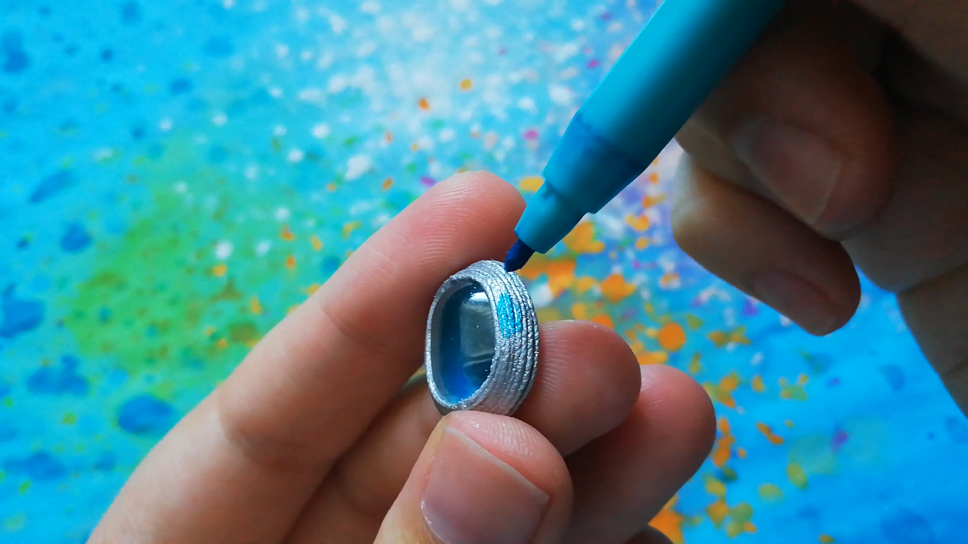 Holographic Gemstones From CDs : 9 Steps (with Pictures) - Instructables