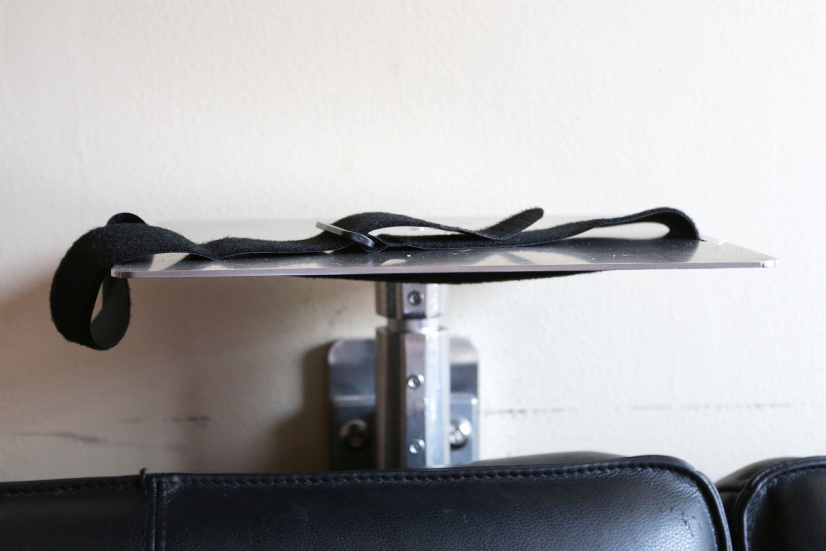 Detachable Projector Wall Mount : 19 Steps (with Pictures) - Instructables