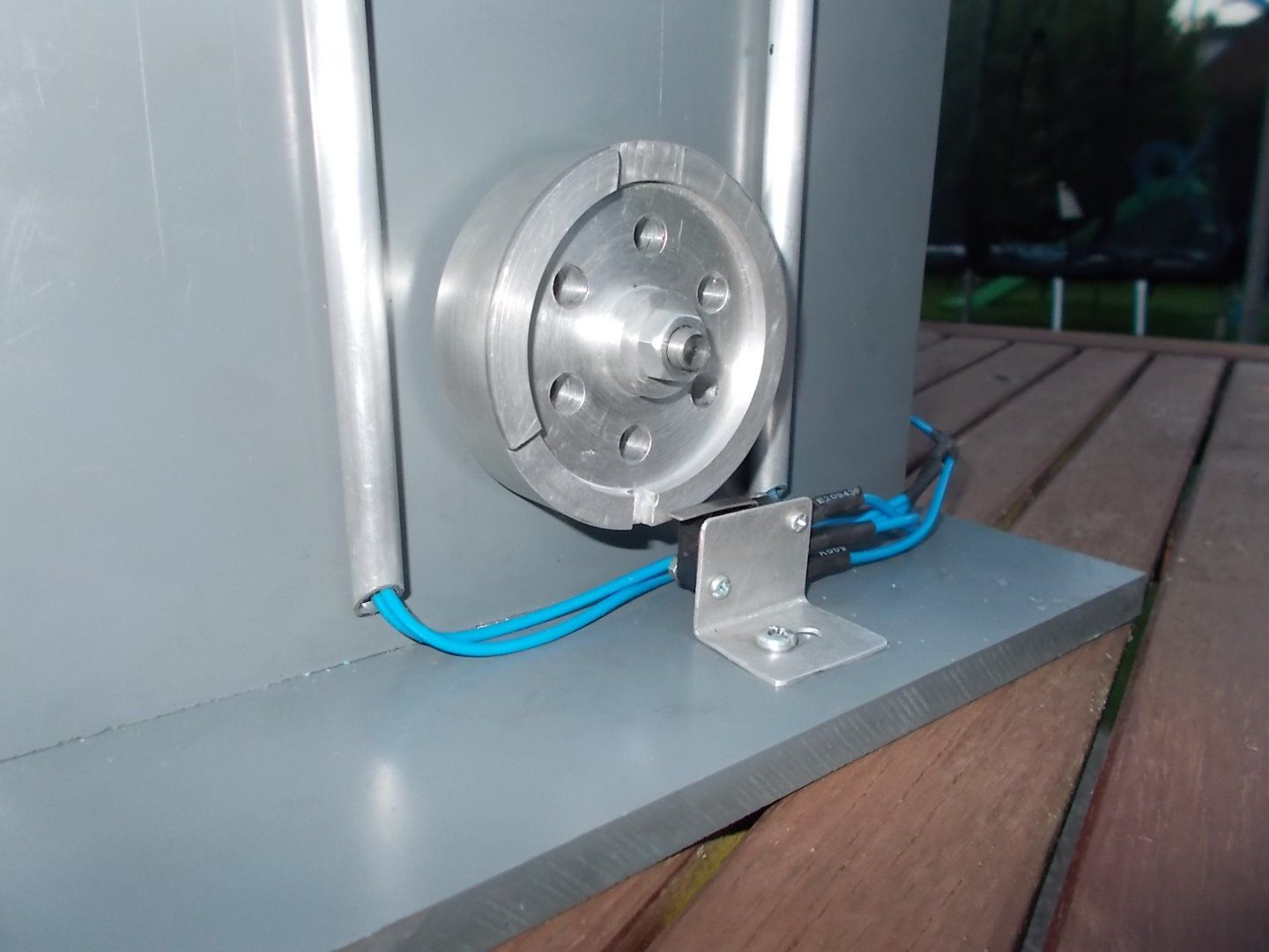 Electromechanical Steam Engine : 4 Steps - Instructables