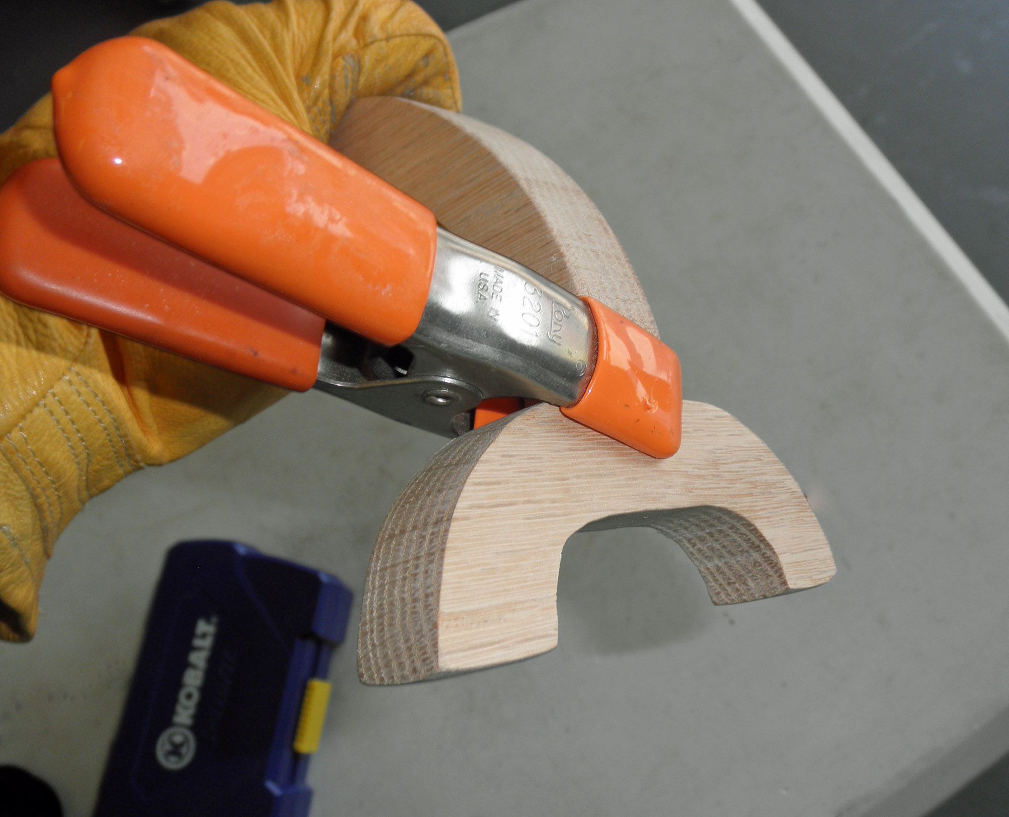 Articulated Back Scratcher! : 6 Steps (with Pictures) - Instructables