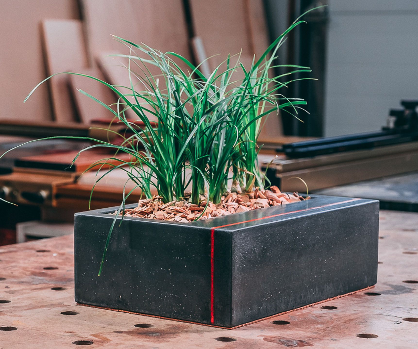 DIY Table Top Concrete Planter With Wood Inlay : 17 Steps (with ...
