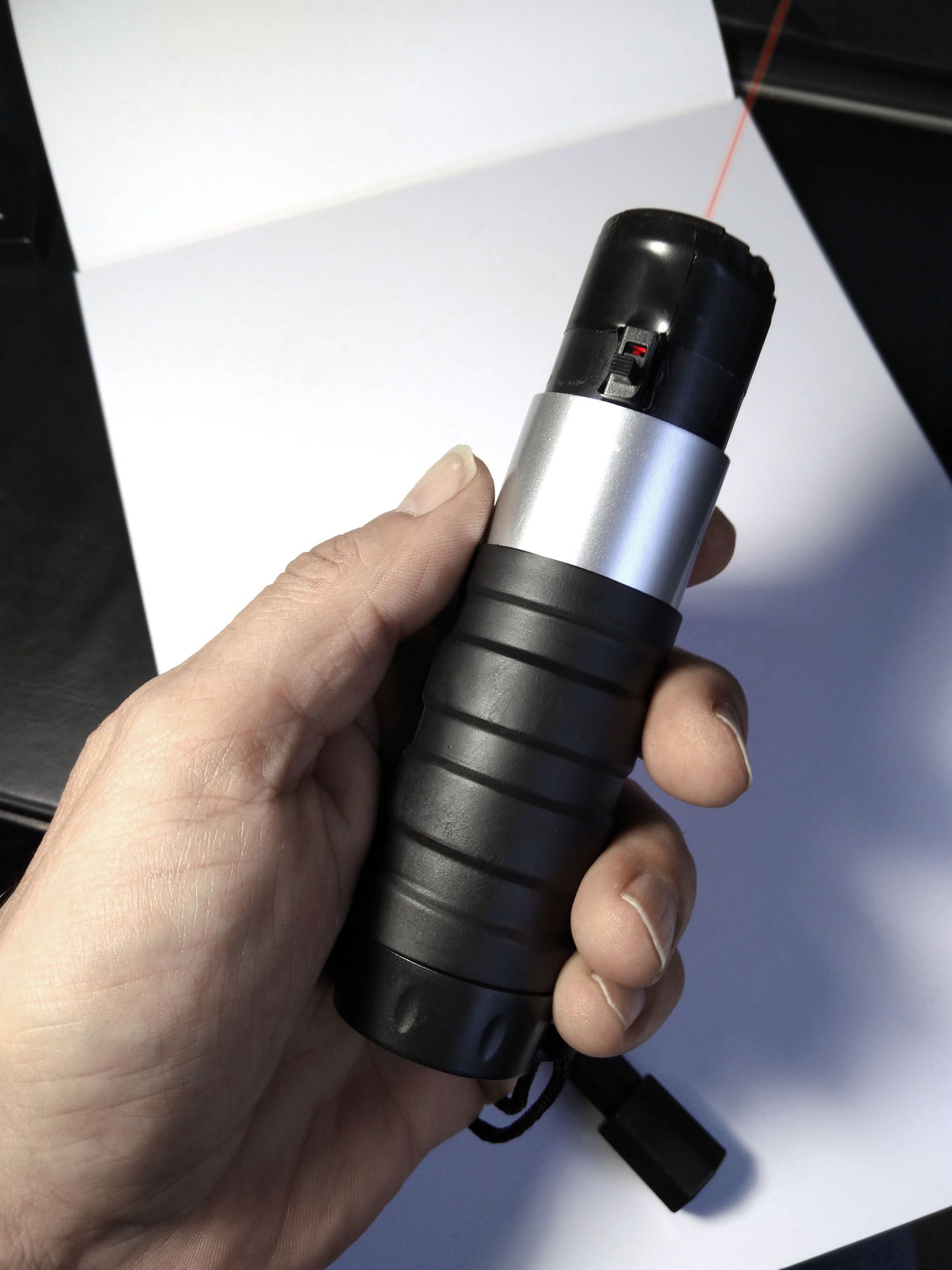 Canne Blanche Laser / Laser White Cane With Arduino : 6 Steps ...
