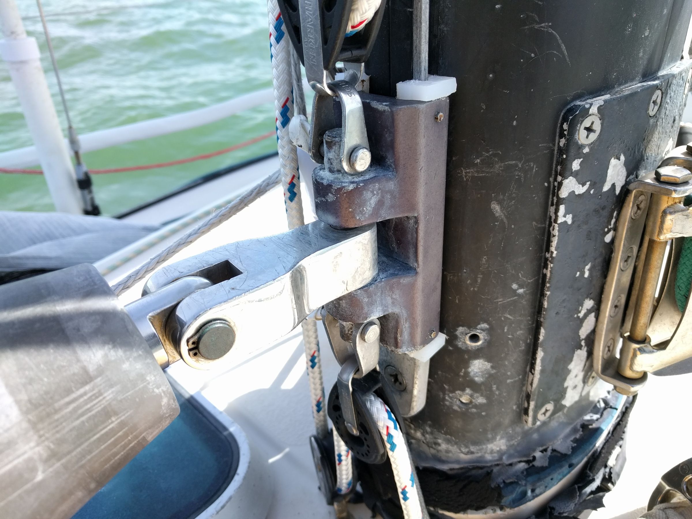 Spinnaker Pole Track Slides : 7 Steps (with Pictures) - Instructables