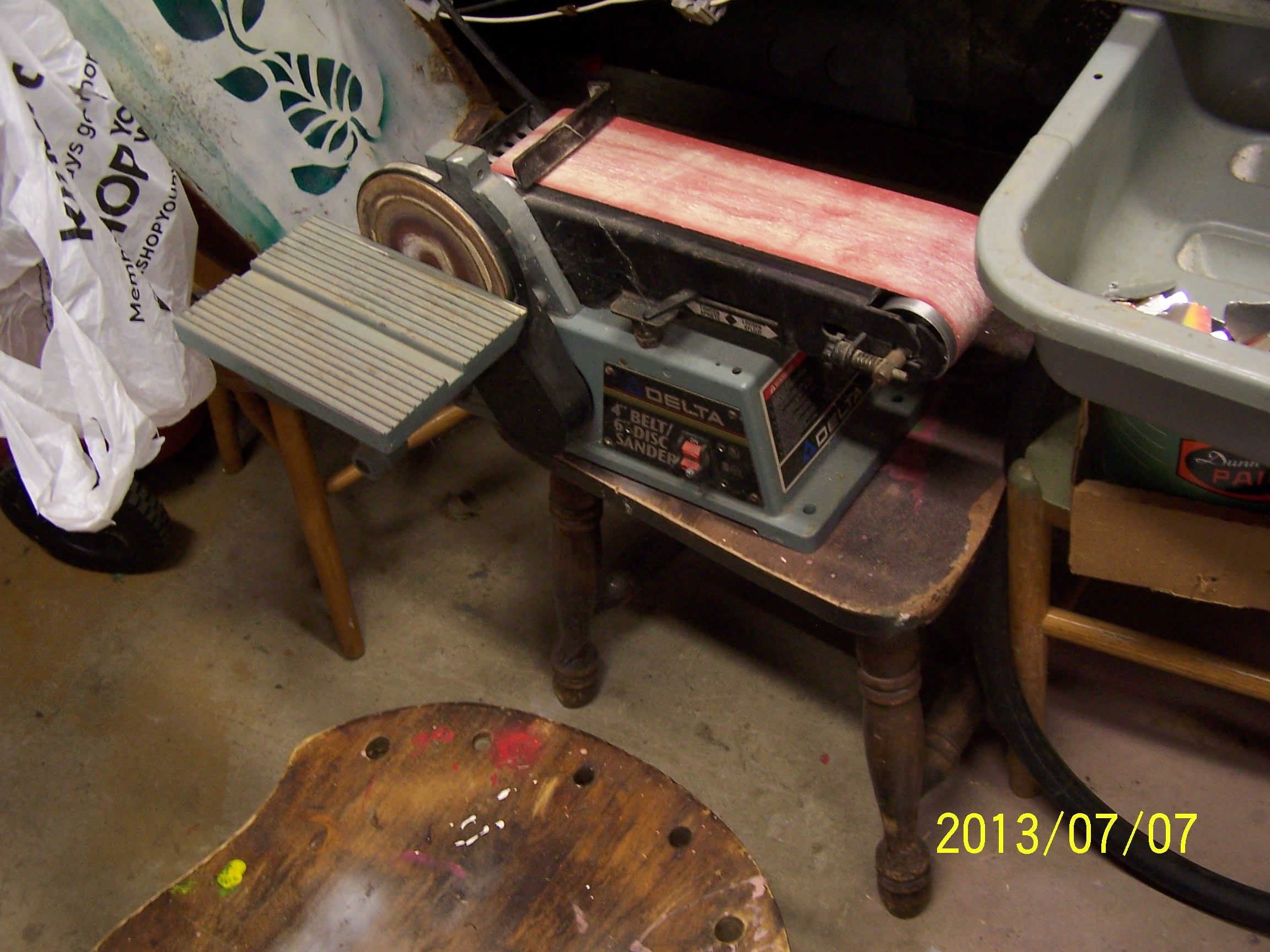 Bird Scarer From Old CDs : 5 Steps (with Pictures) - Instructables