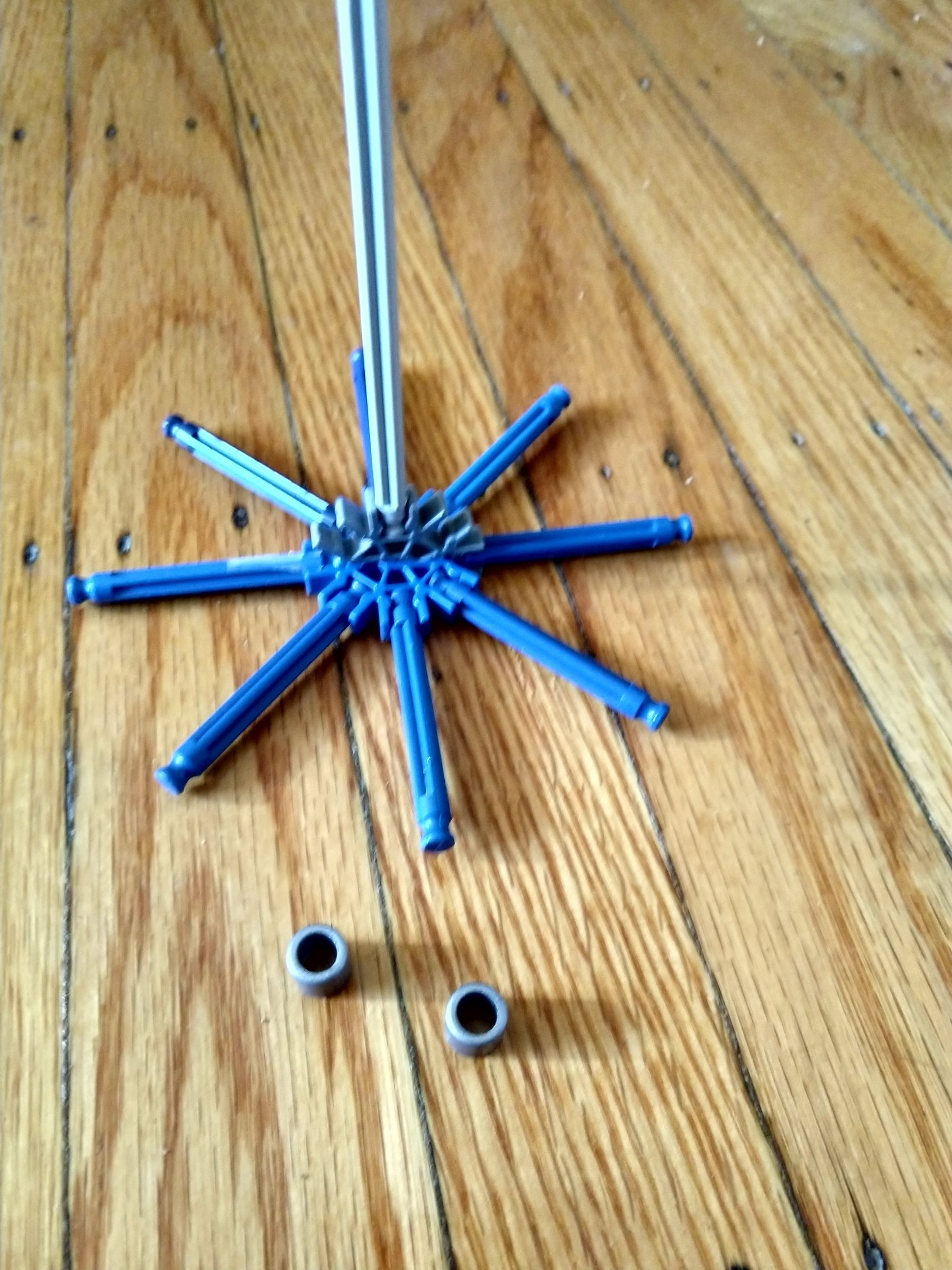 K'nex Beach Umbrella : 4 Steps - Instructables