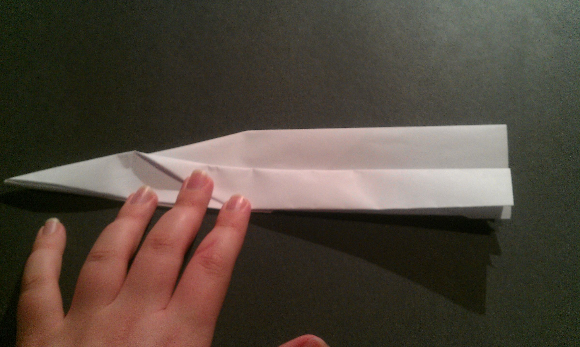 Long Flying Paper Airplane : 8 Steps - Instructables