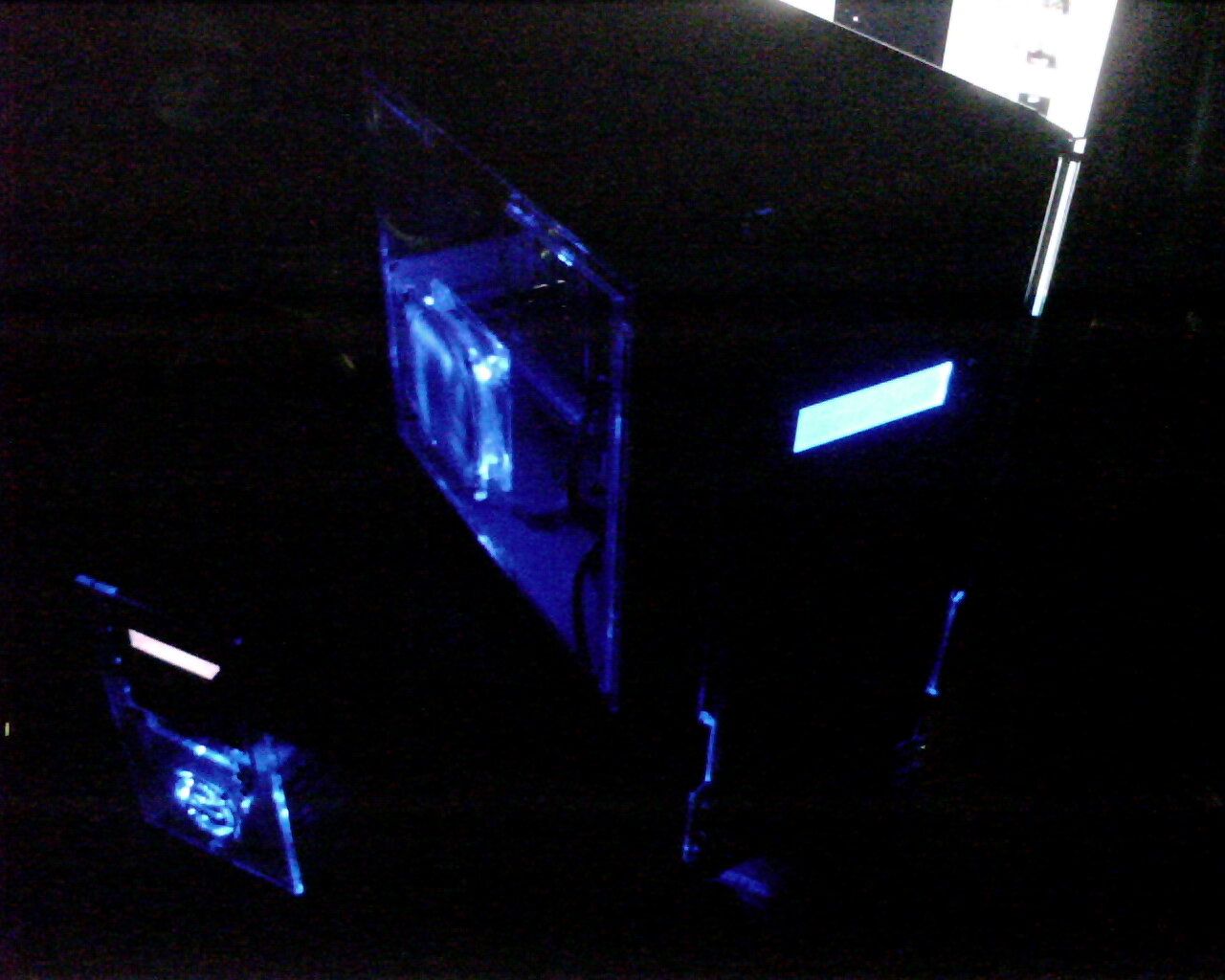 Home Made Neon LED for Computer : 6 Steps - Instructables
