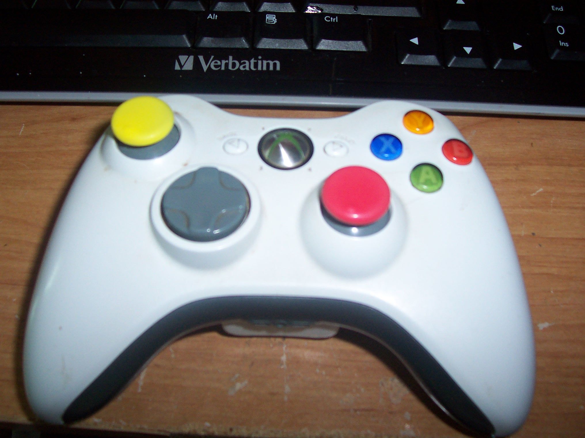 Custom Thumbsticks for Controller WITHOUT TAKING THEM APART : 4 Steps ...
