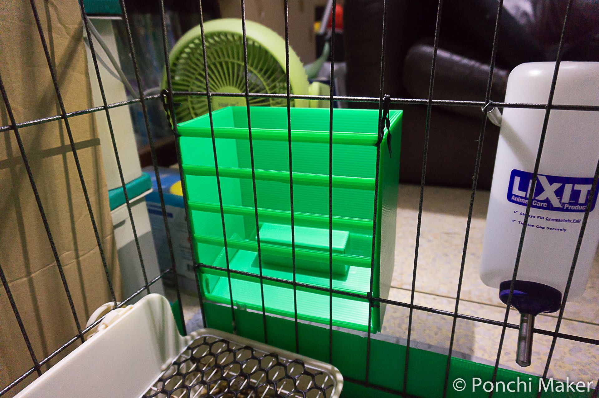 Hay Rack Hiding Place : 10 Steps (with Pictures) - Instructables