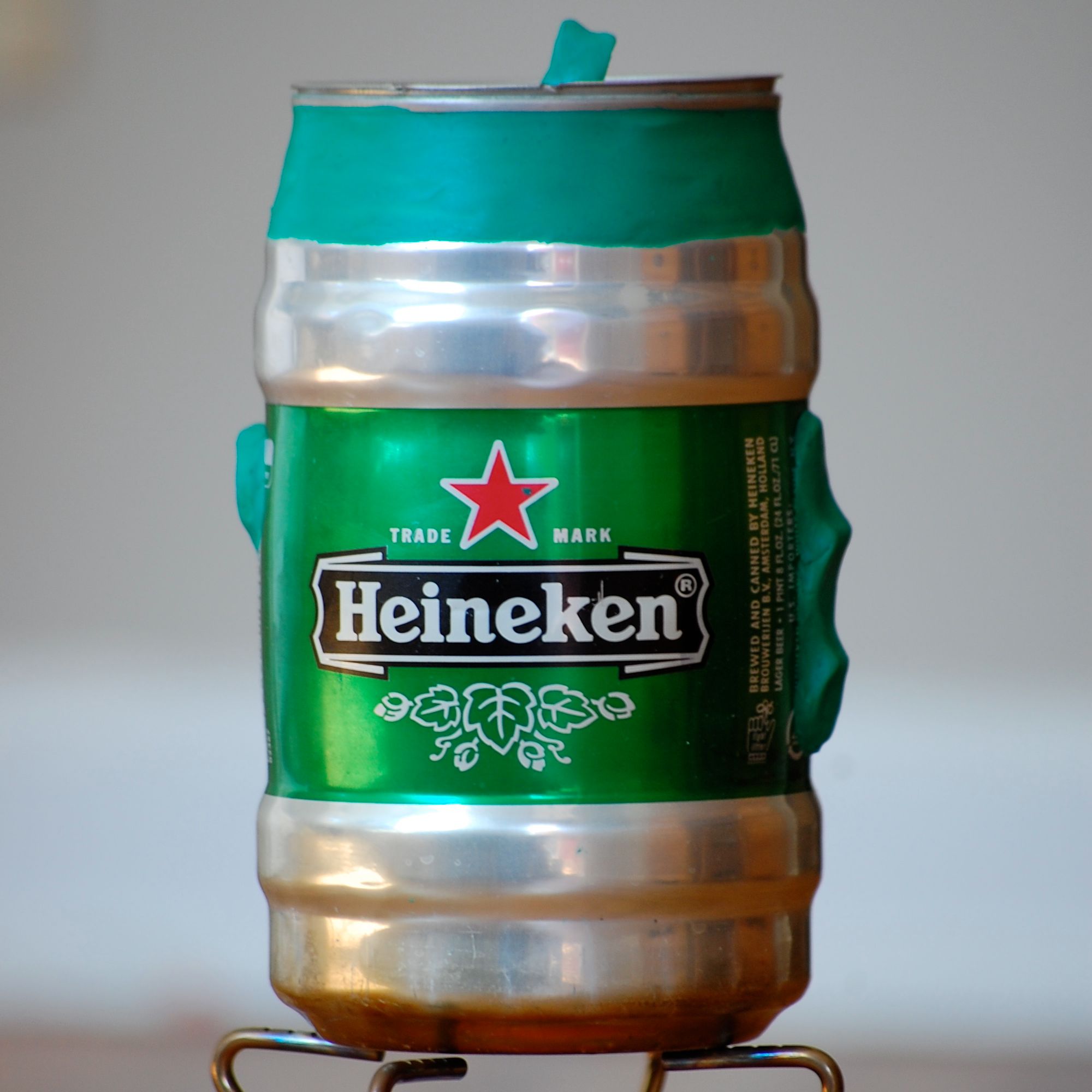 A Lightweight Backbacking Pot Using Sugru, and a 24 Oz Can : 6 Steps ...