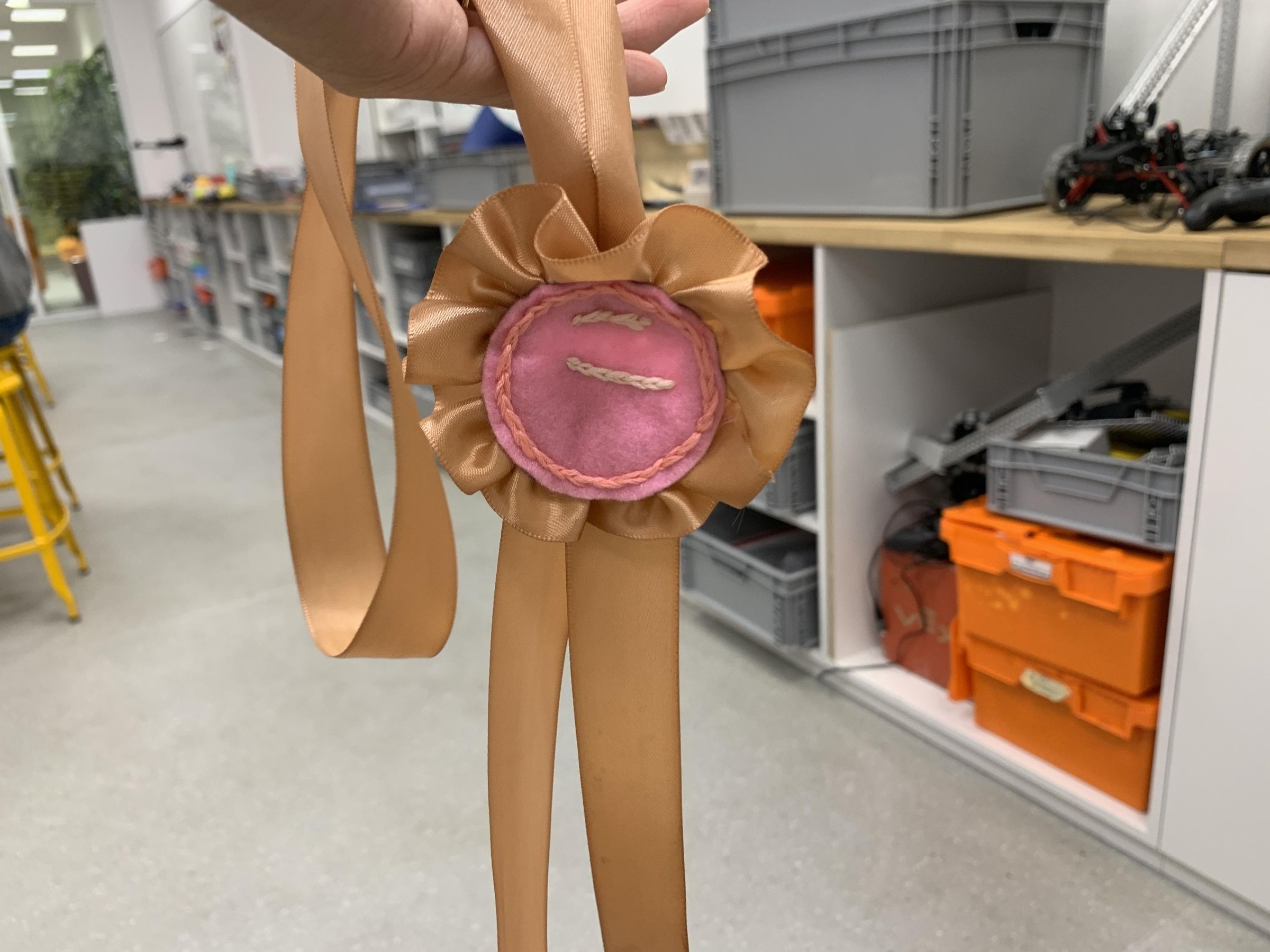 Musical Ribbon Medal : 4 Steps - Instructables