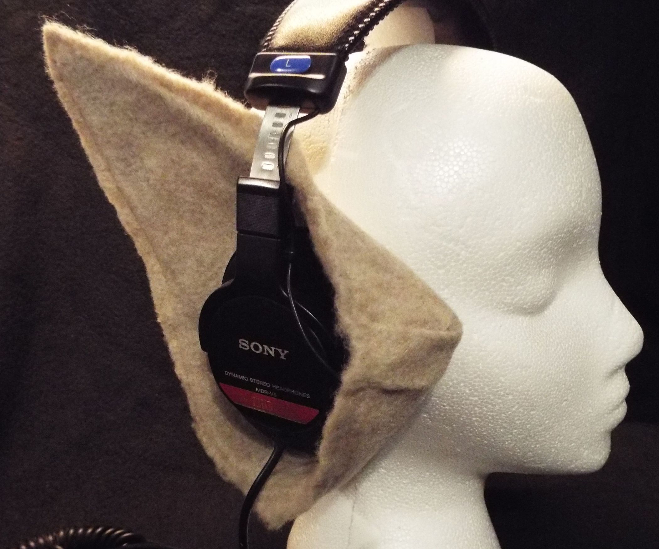 Link Elf Ear Headphones : 4 Steps (with Pictures) - Instructables