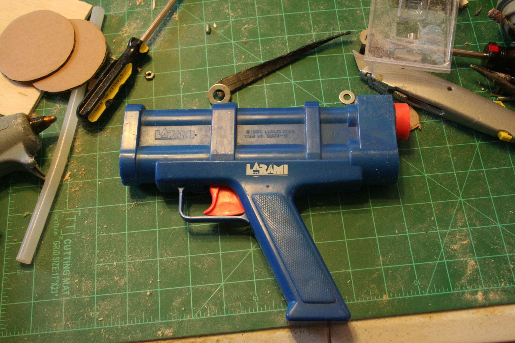 How to Make a Transformers: Megatron Prop (Gun Mode) : 6 Steps ...