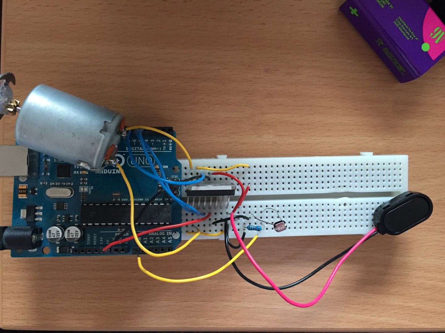 Light-Controlled Blinds : 4 Steps (with Pictures) - Instructables