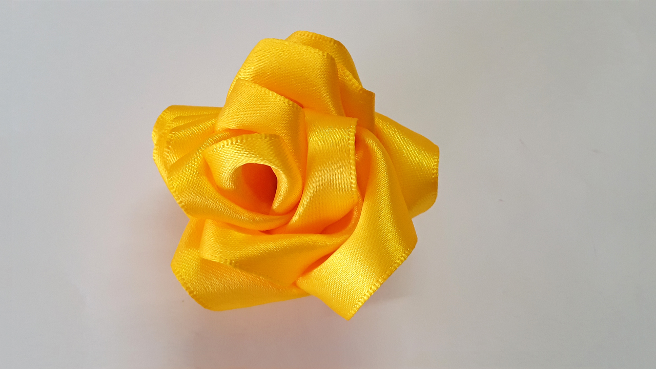 DIY Flowers: Learn How to Make 3 Methods Satin Ribbon Rose. : 7 Steps ...