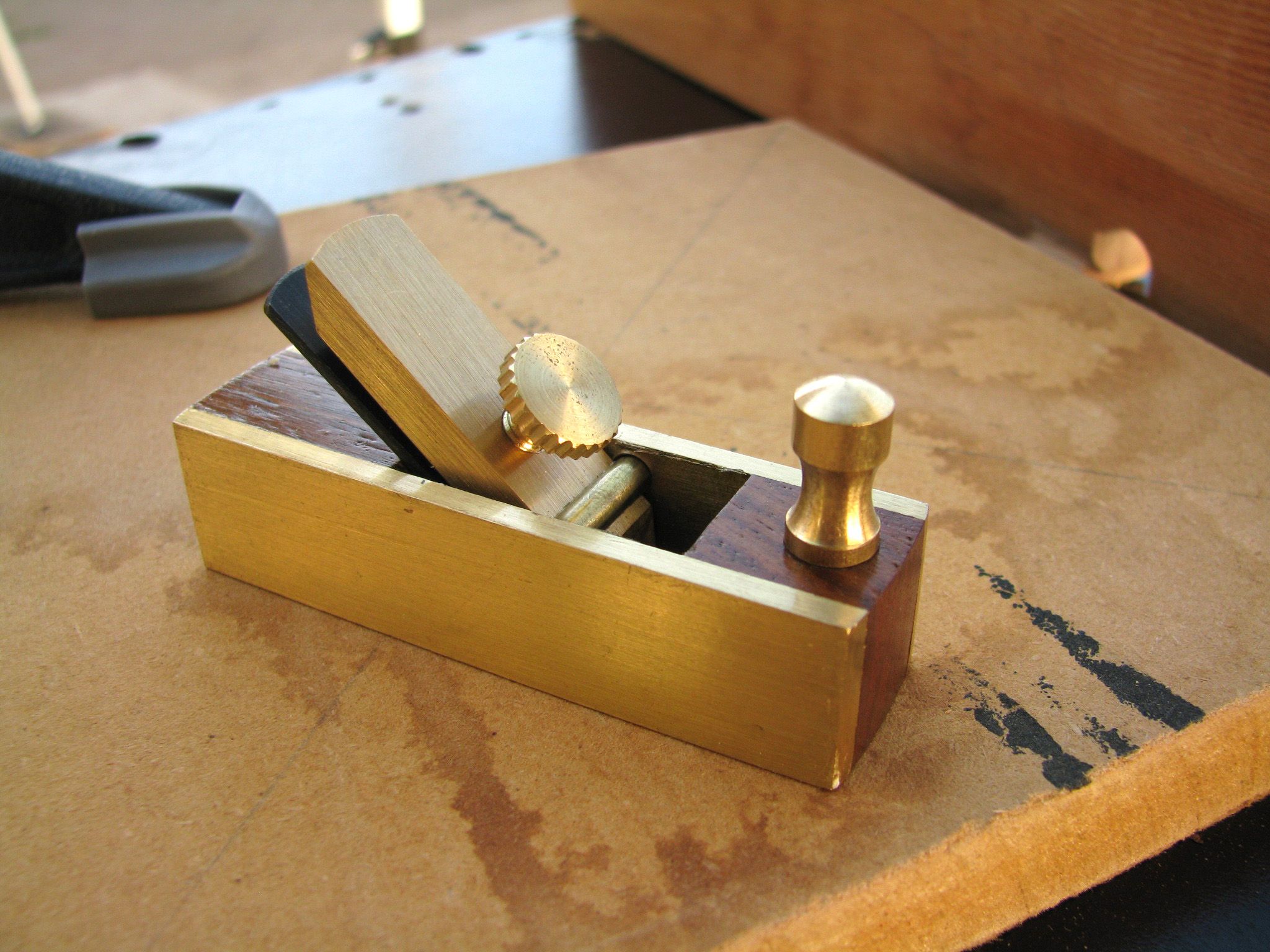 Mini Chamfer Plane Mod (from Harbor Freight Mini-plane) : 6 Steps (with ...