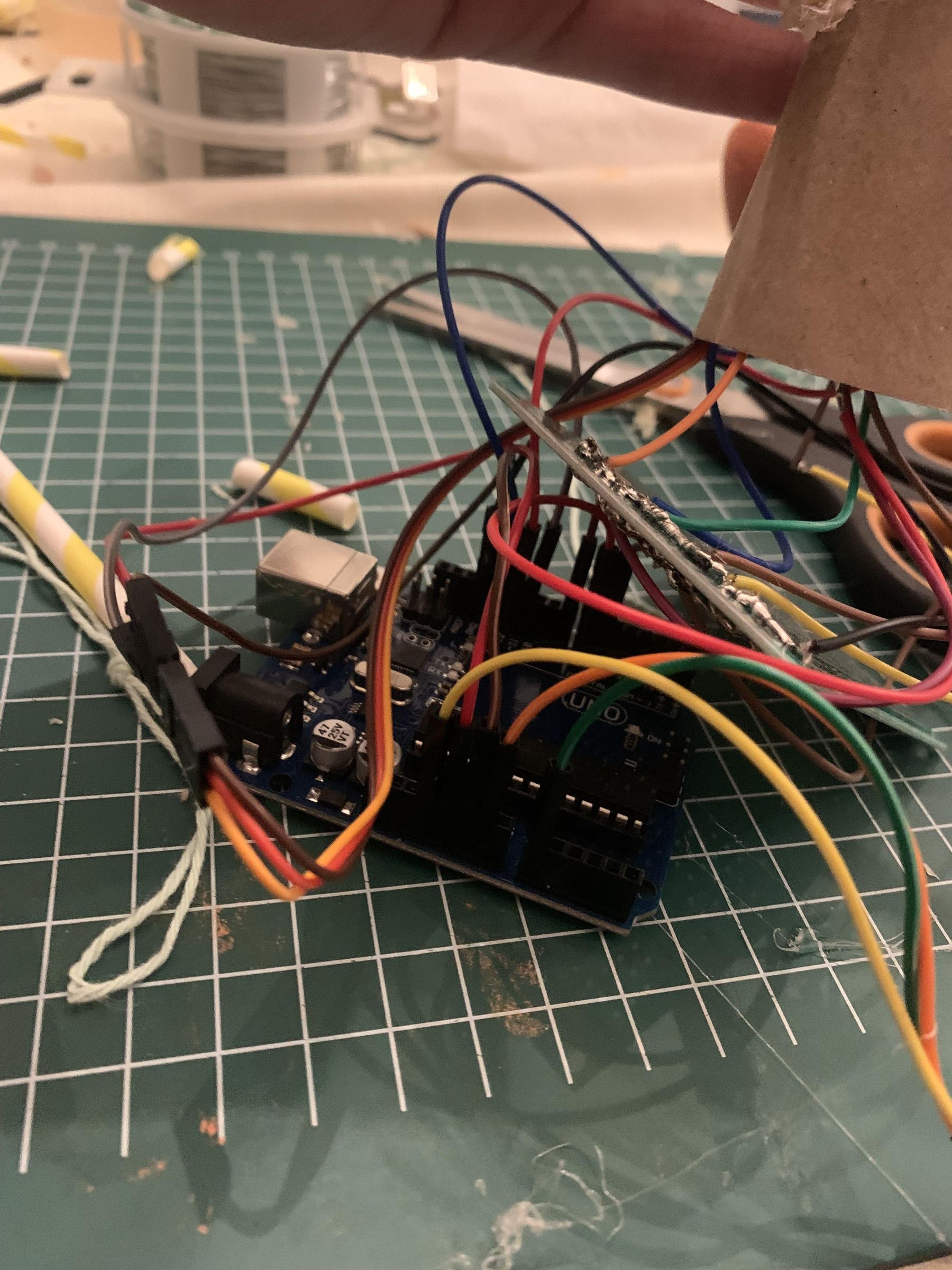 Bewegende En Lichtgevende Fantasie Boom : 9 Steps - Instructables