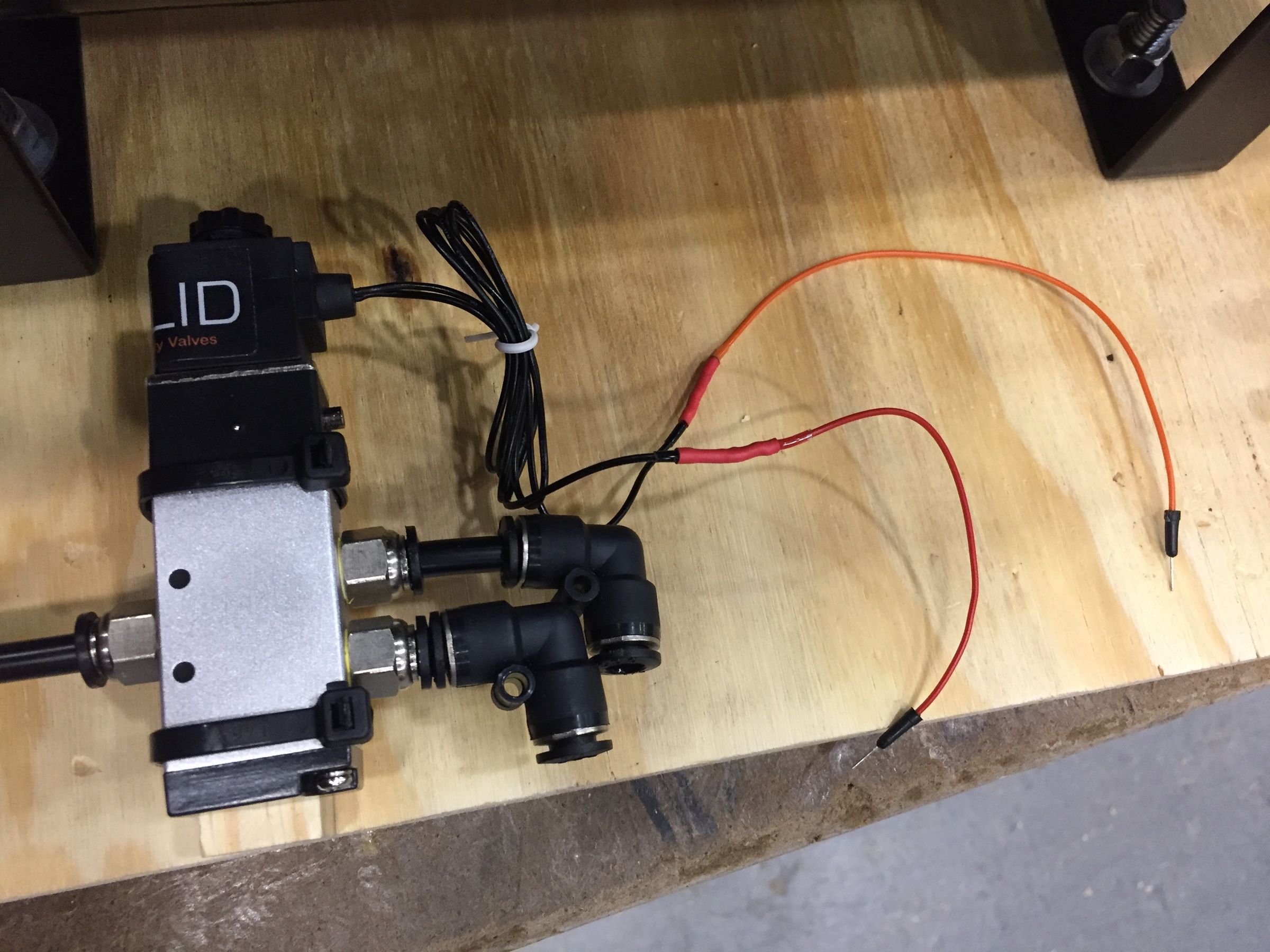 Remote Controlled Pneumatic Cylinder : 8 Steps - Instructables