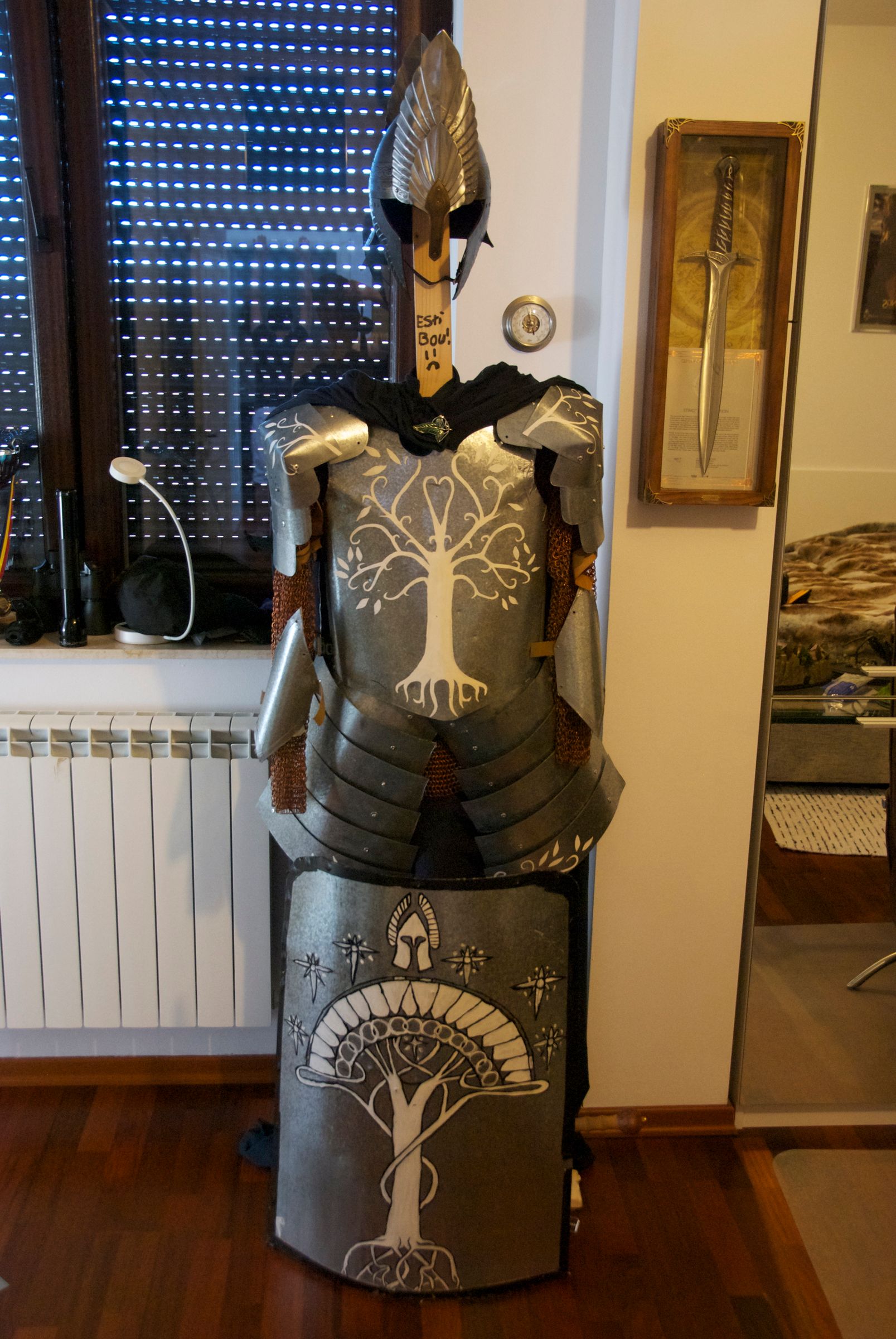 How to Make Build a Gondorian Suit of Armour From Authentic Materials ...