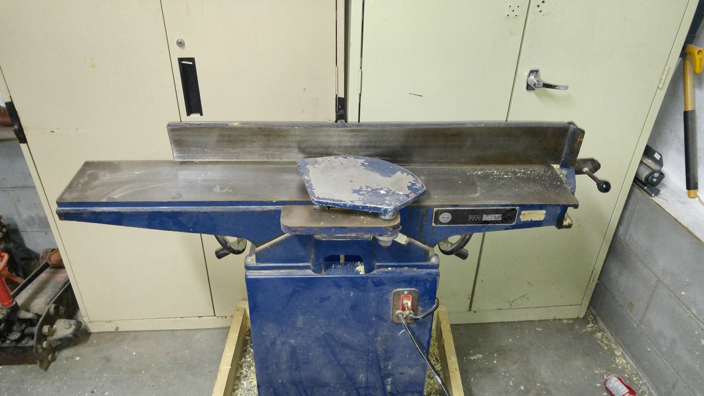 How to Make a 2x4 Out of Fire Wood : 4 Steps (with Pictures ...