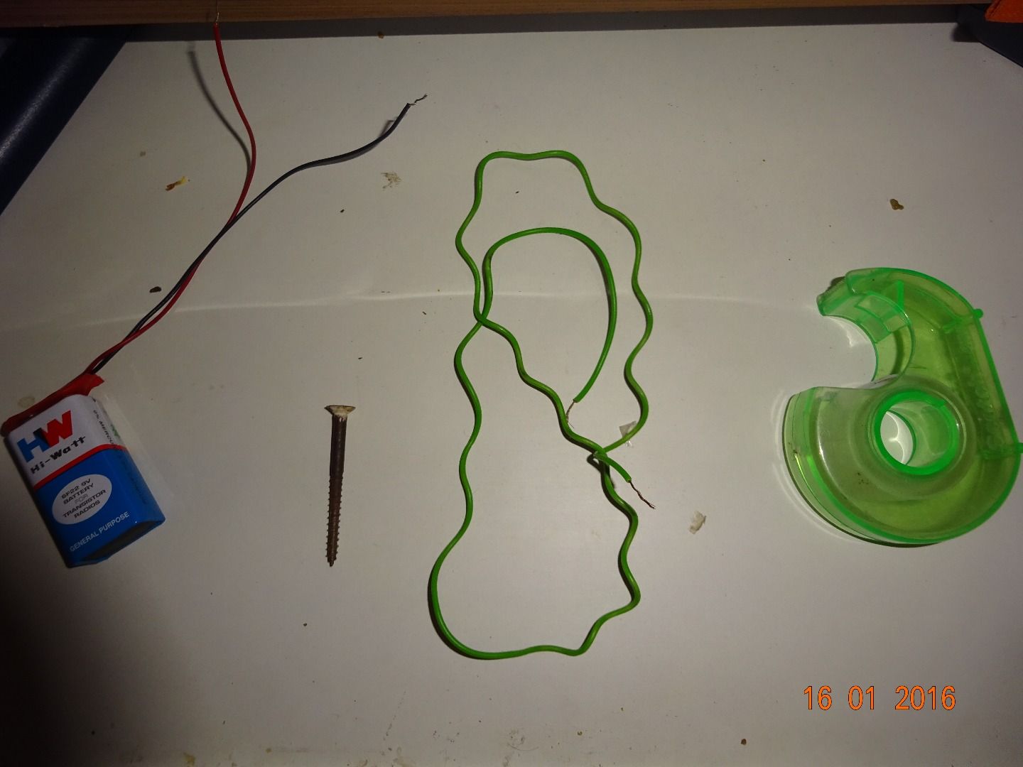 Making an Electromagnet : 3 Steps - Instructables