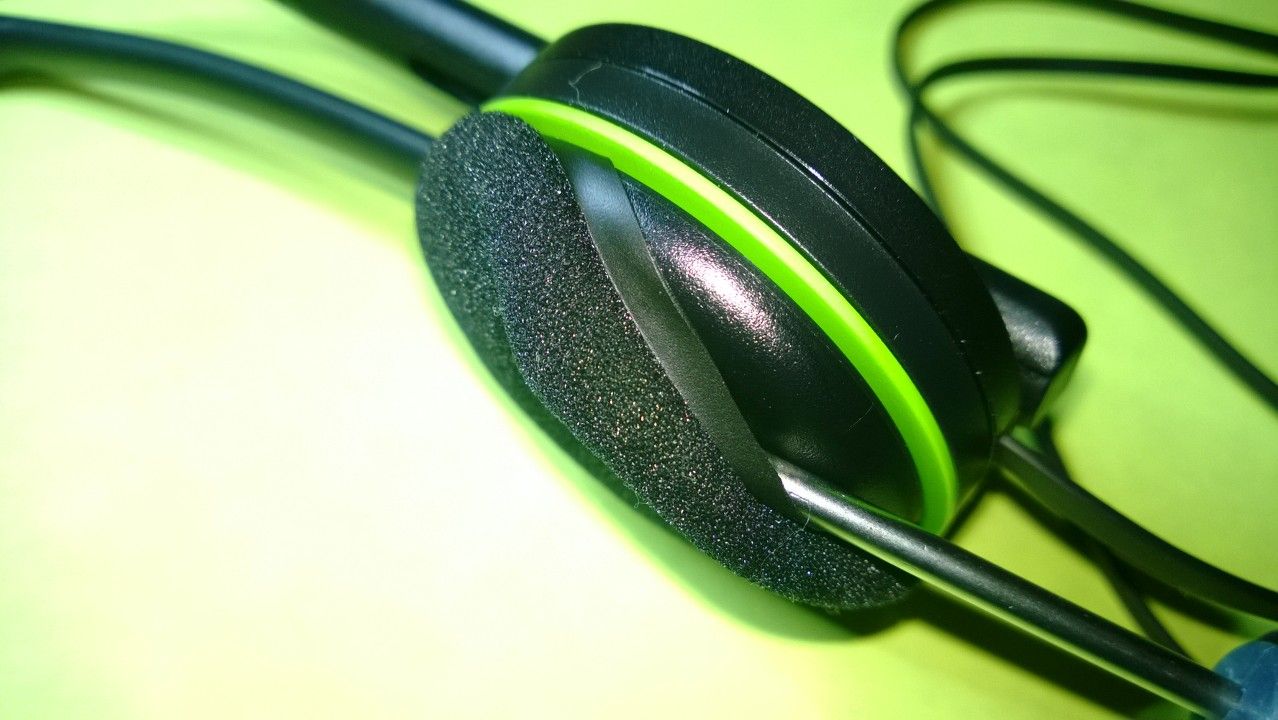 Xbox One 2.5mm Headset Adapter : 3 Steps (with Pictures) - Instructables