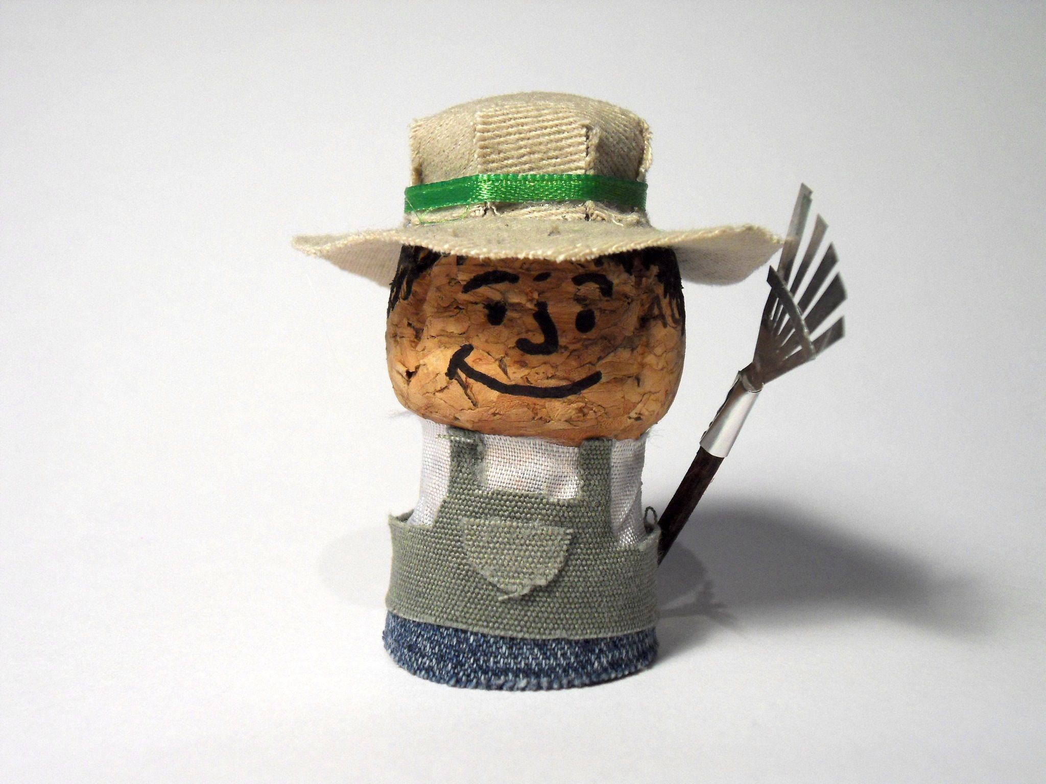 Corkies - Champagne Cork Figurines : 7 Steps (with Pictures ...