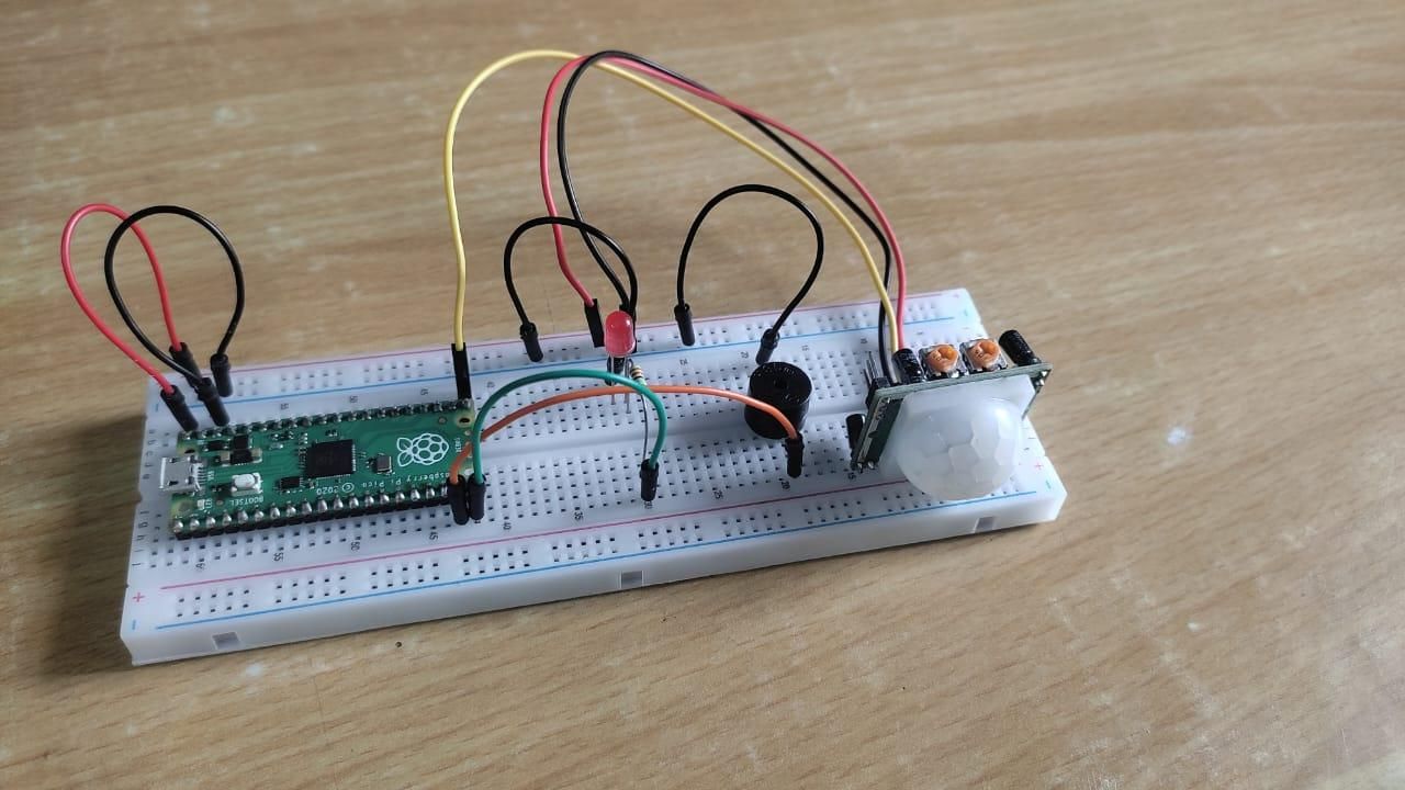 Raspberry Pi Pico and PIR Sensor : 4 Steps - Instructables