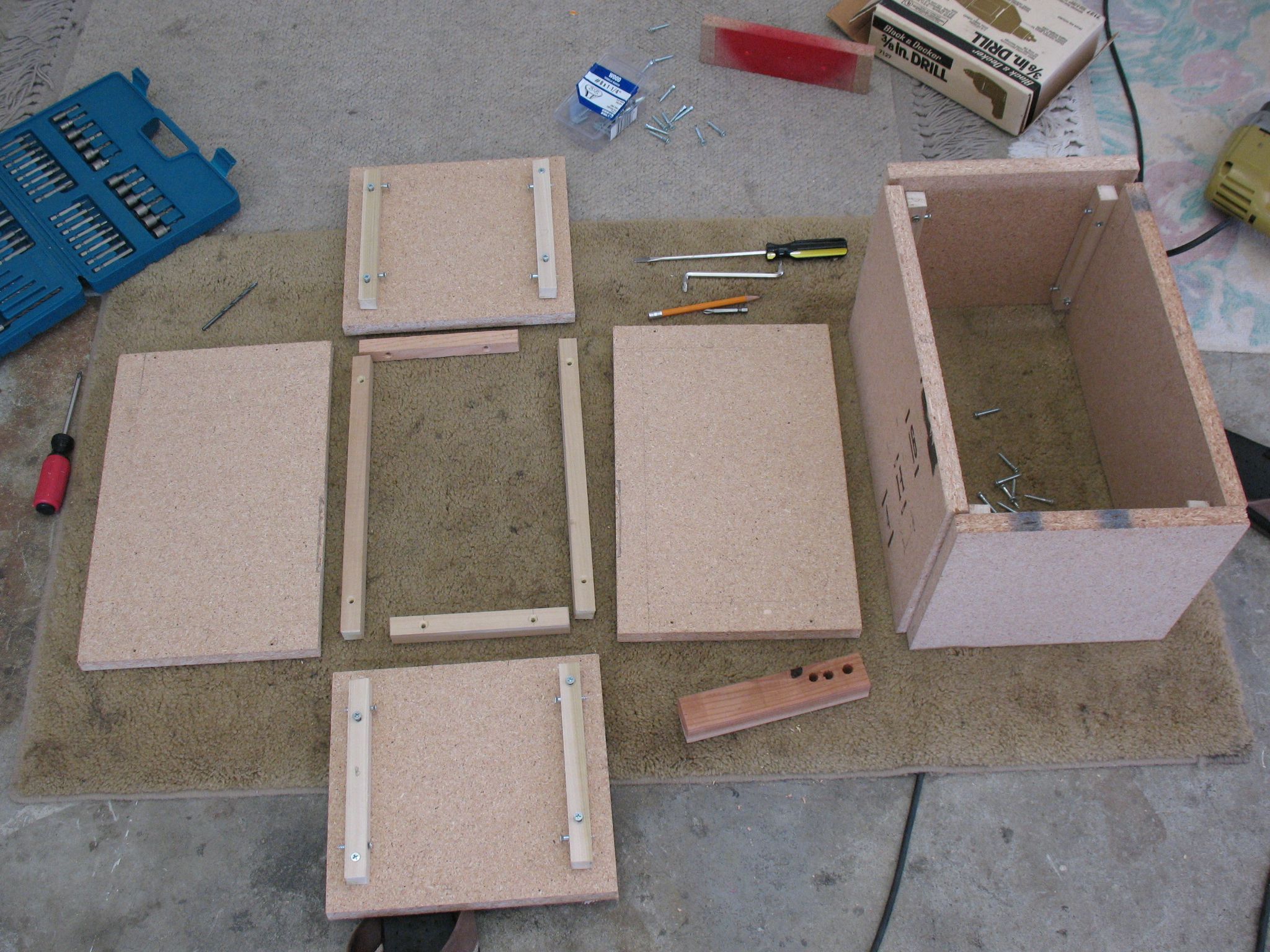 Build a Pair of Stereo Speakers : 13 Steps (with Pictures) - Instructables