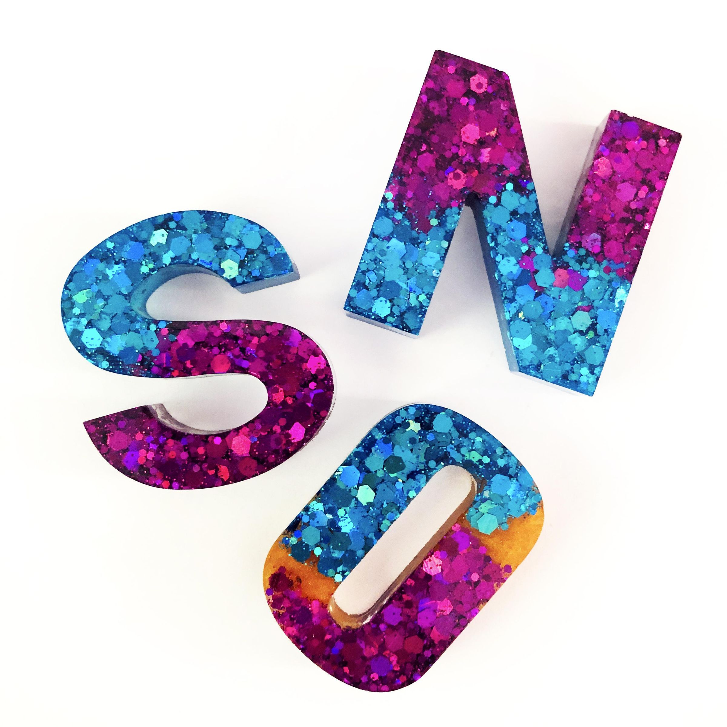 Holographic and Floral Resin Letter Keychains : 18 Steps (with Pictures ...