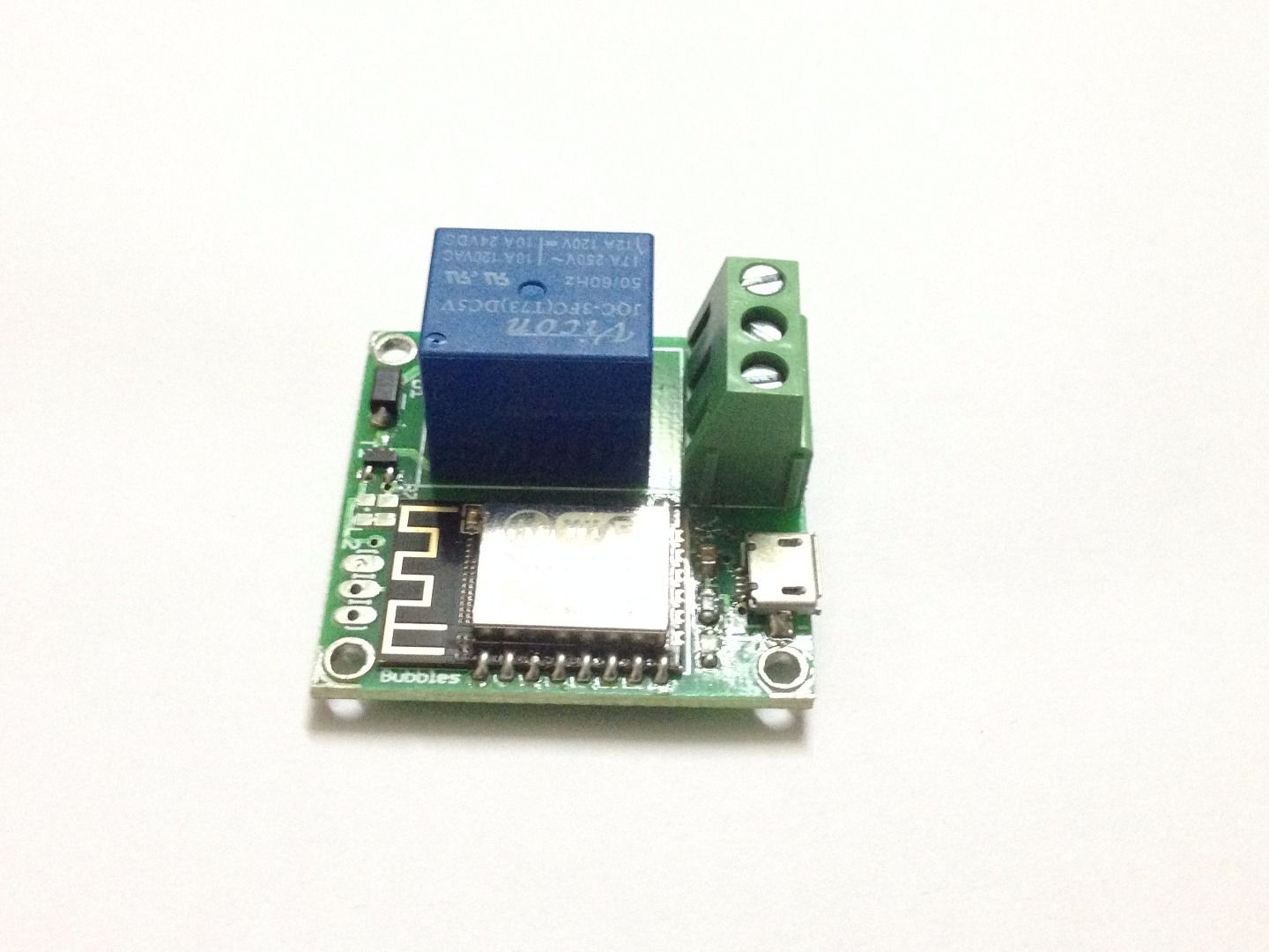 (DIY) How to Make ESP8266 Ultra Mini & Simple Relay Home Automation ...