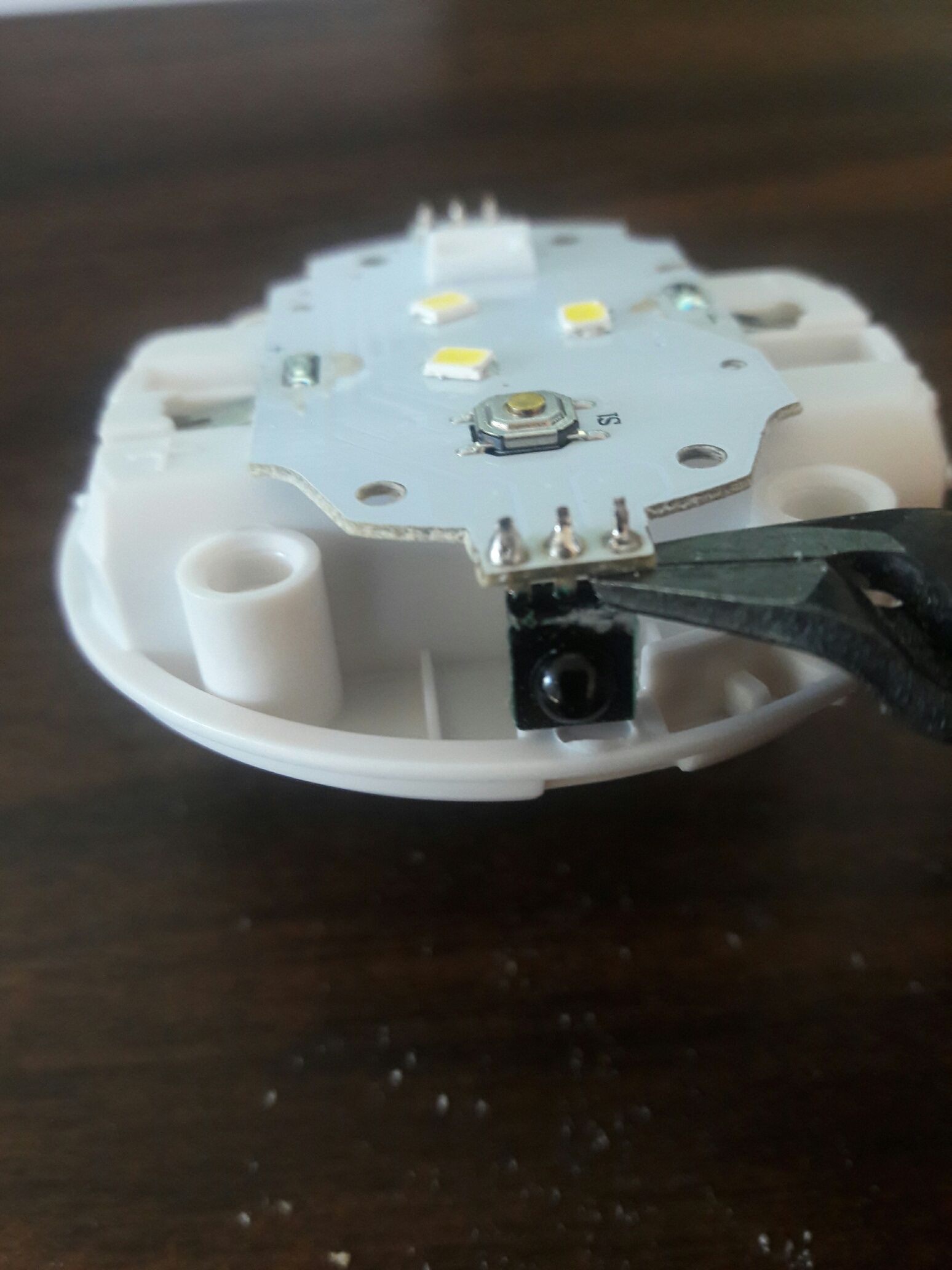 Puck Light Conversion, No More Eating Batteries : 3 Steps - Instructables