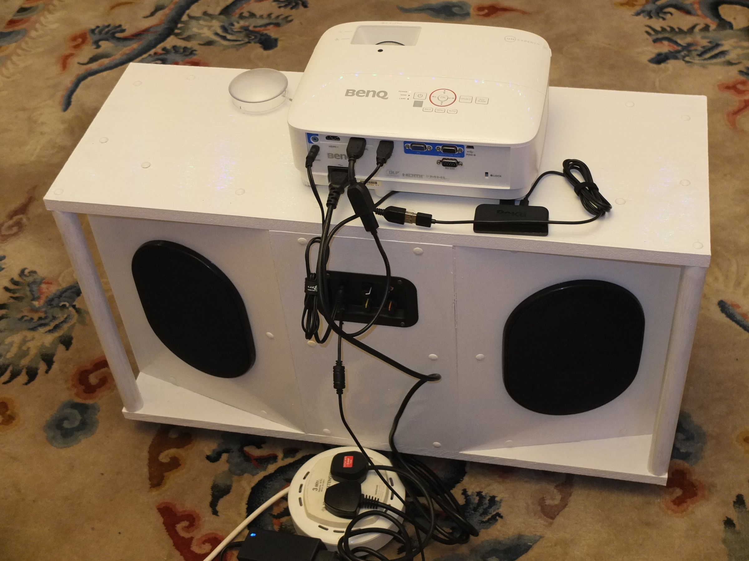 Stealthy Stereo Boom-box for Digital Projectors and House-parties : 7 ...
