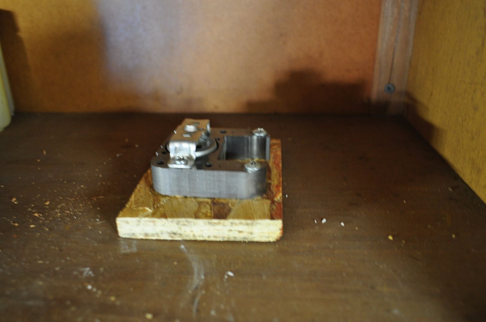 How to Make a Tool Carousel From a Paint Bucket : 5 Steps (with ...