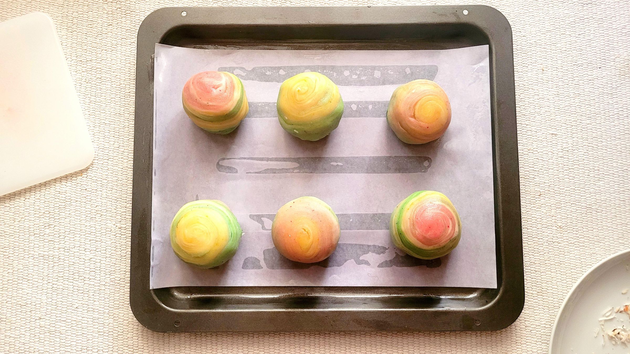 Rainbow Galaxy Carrot Cakes : 18 Steps (with Pictures) - Instructables