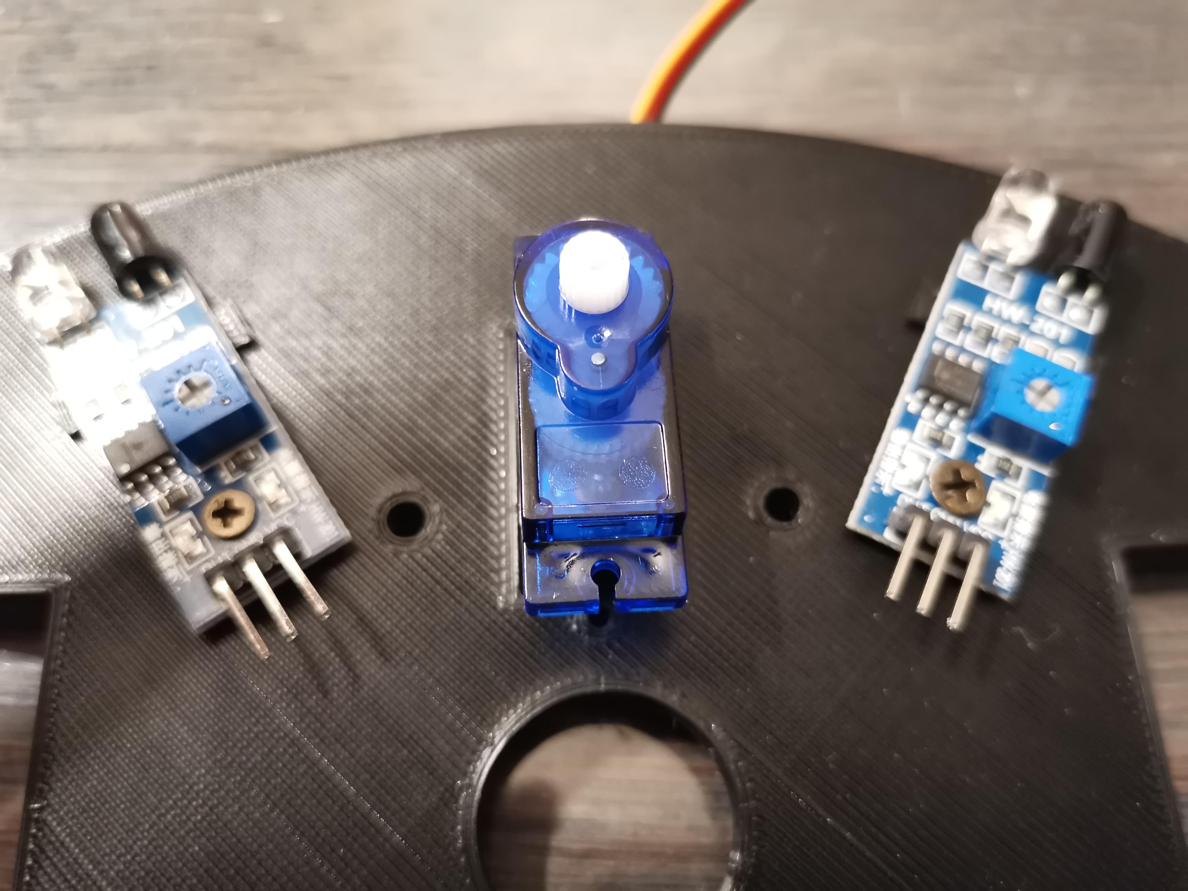 Arduino ESP32 All in One Robot (Obstacle Avoiding, Line Tracking ...