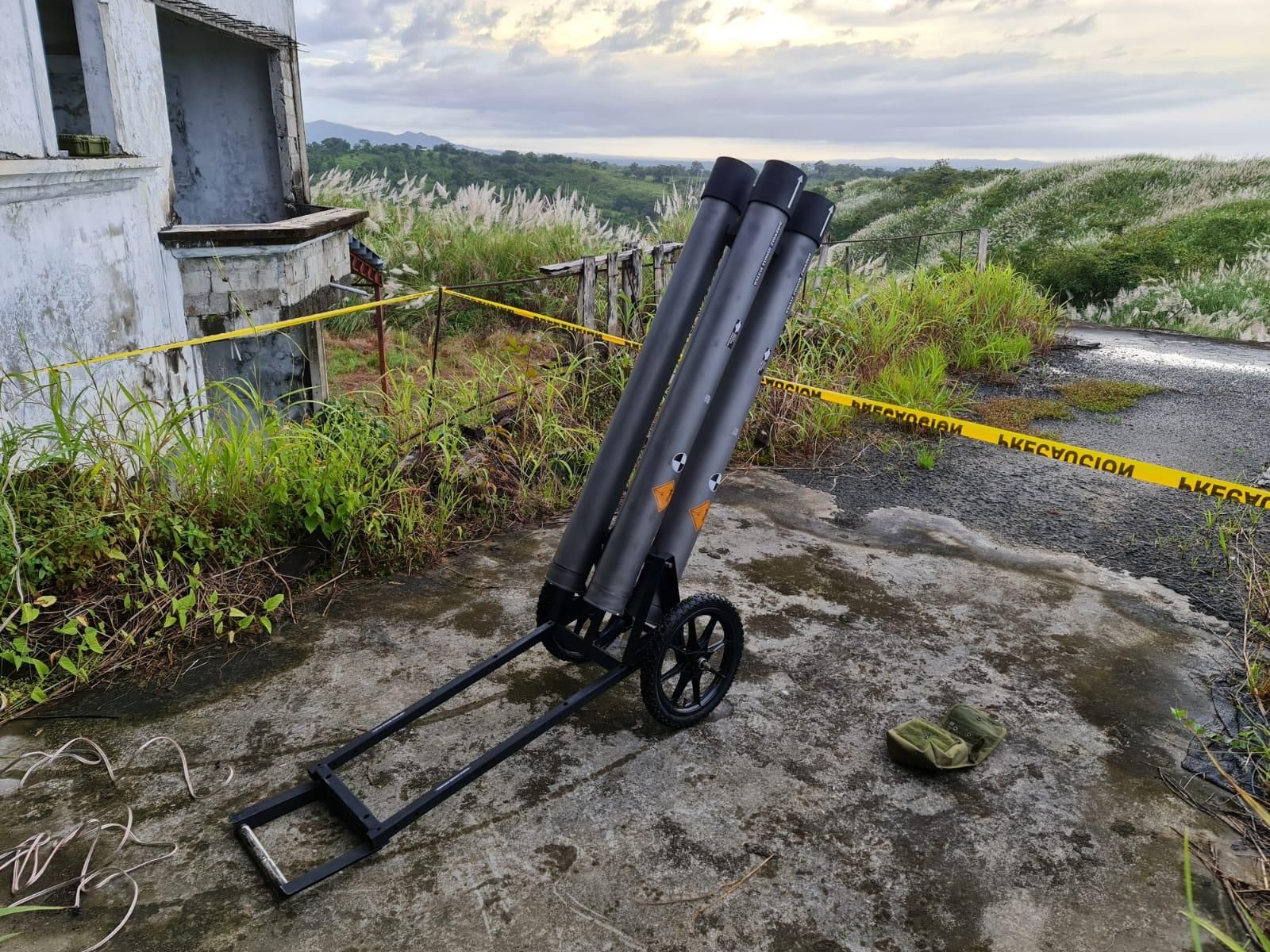 Arduino Defuseable Bomb, Perfect for Airsoft Games! (with Timer, LCD ...