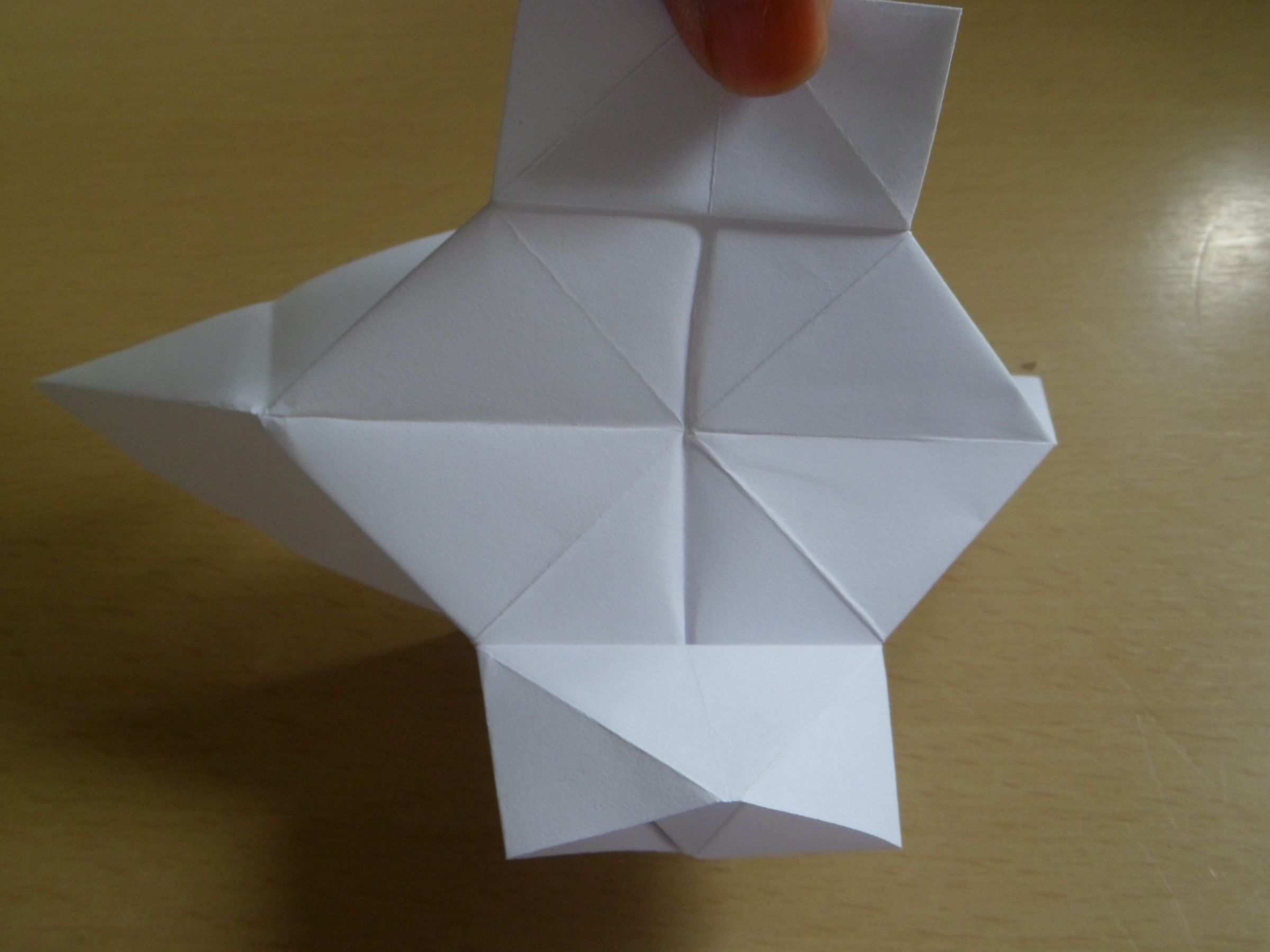 Origami Robo : 8 Steps - Instructables