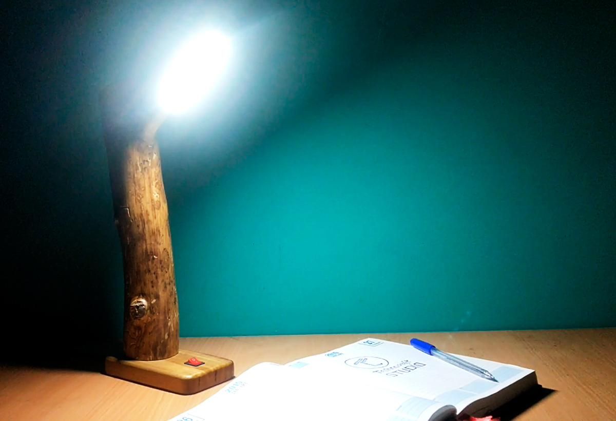 Tree LOG Lamp | Study Lamp : 16 Steps (with Pictures) - Instructables
