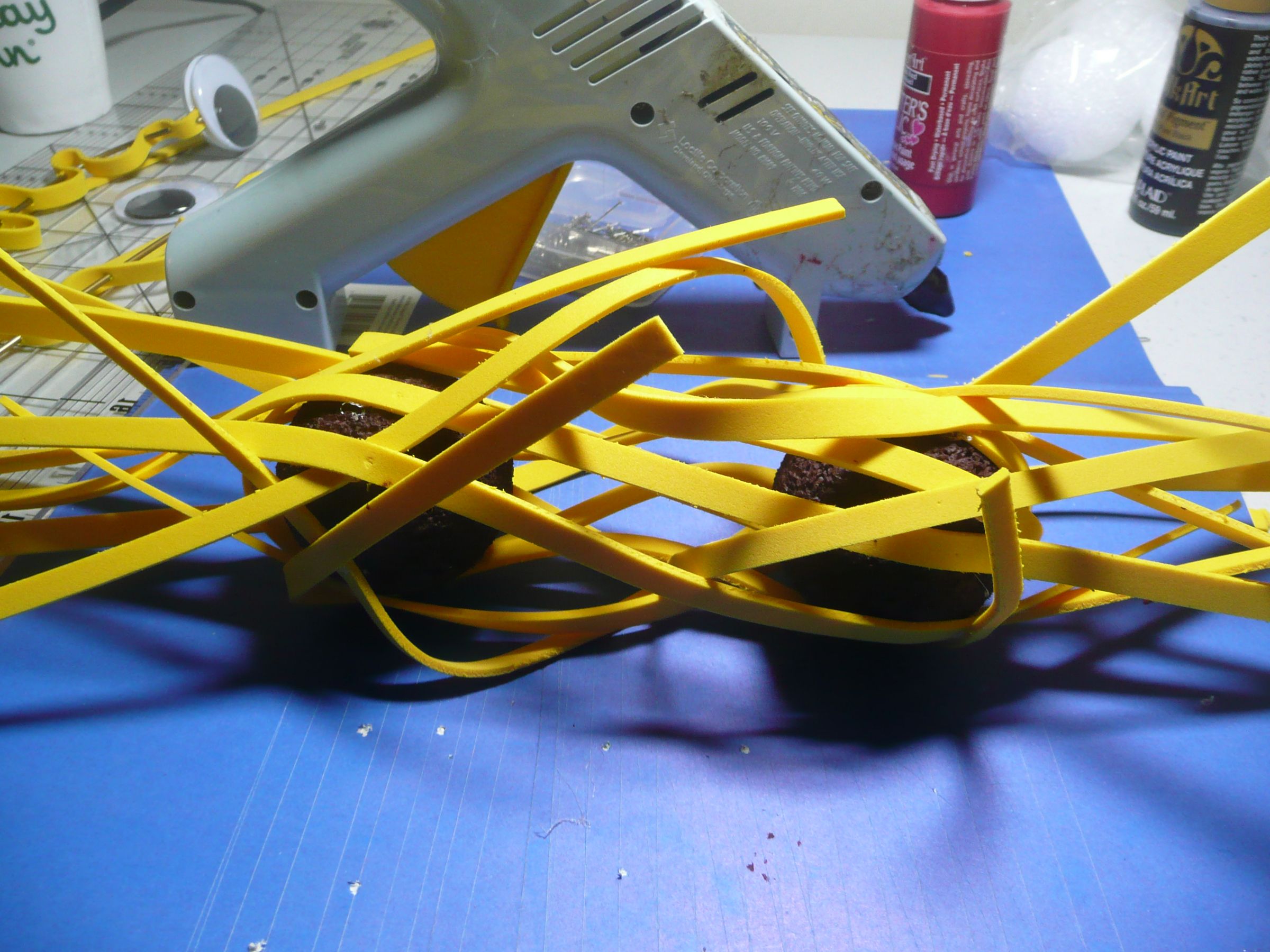 Flying Spaghetti Monster Tree Topper : 7 Steps (with Pictures ...