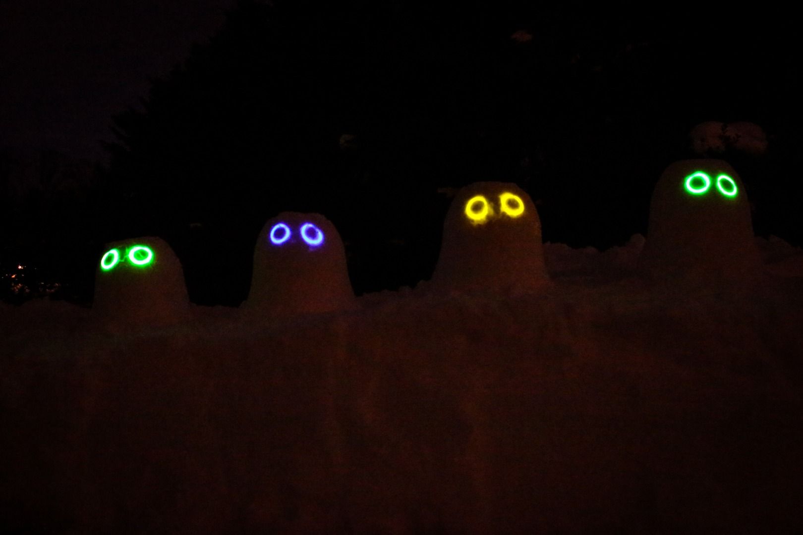 Snow Aliens : 6 Steps - Instructables