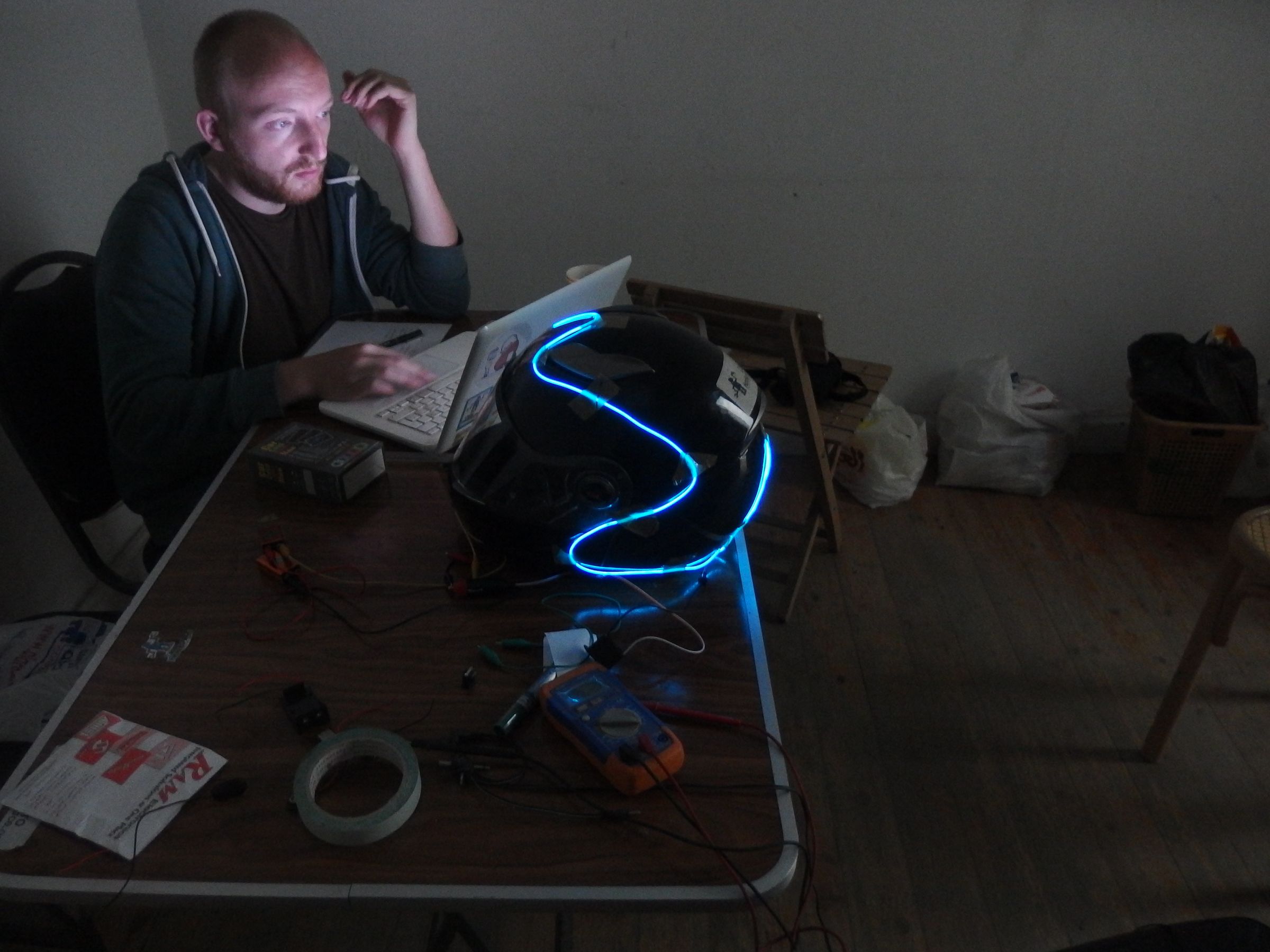 EL Wire Motorcycle Tron Helmet : 4 Steps - Instructables