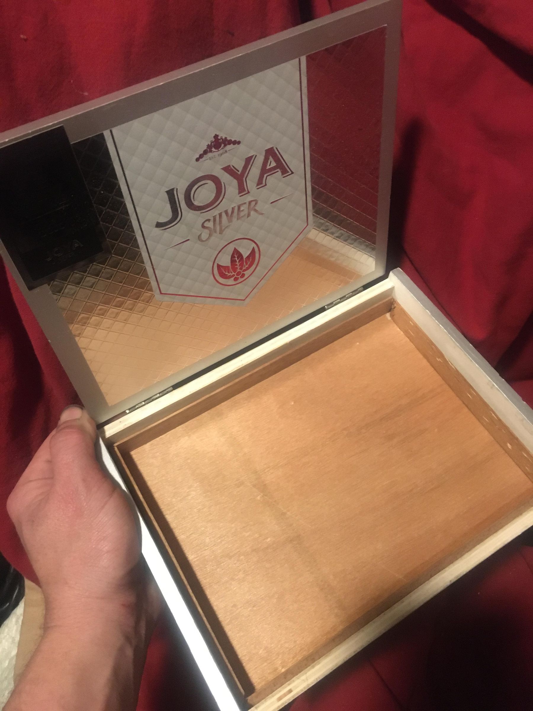 Cigar Aficionado Inspired Stash Storage : 4 Steps - Instructables