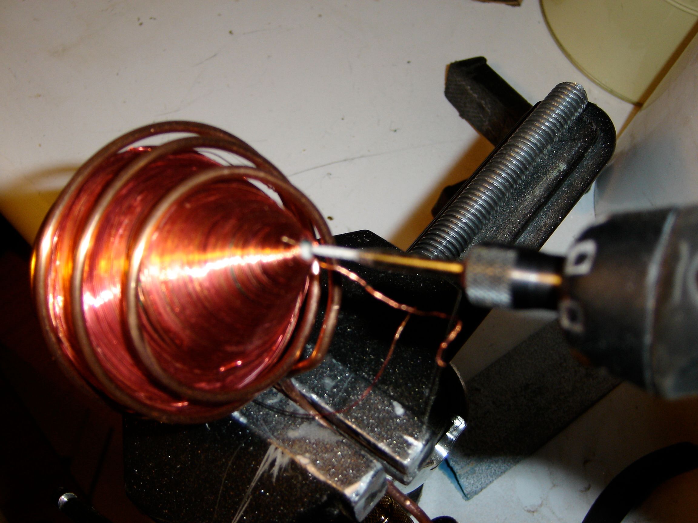 Spooky Tesla Spirit Radio : 17 Steps (with Pictures) - Instructables